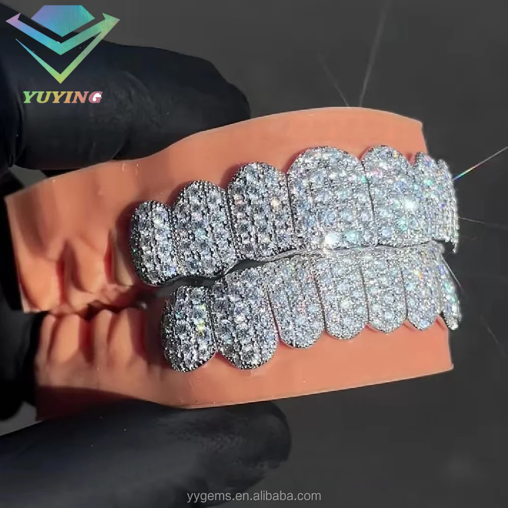 Hip Hop Custom Made Teeth Grillz Jewelry VVS Moissanite