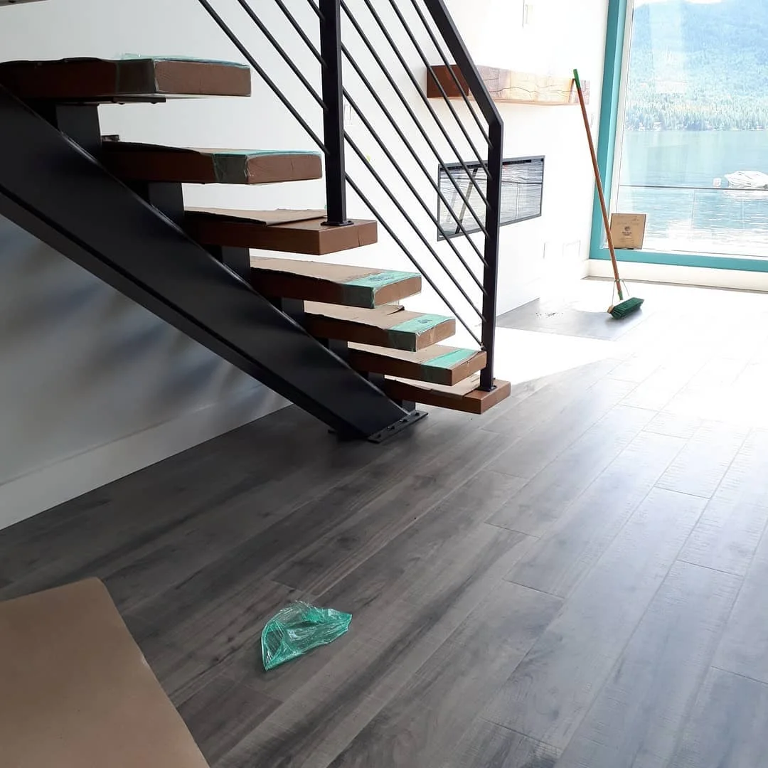 Cbmmart Indoor Straight Single Glass Railing Keel Staircase Simple ...