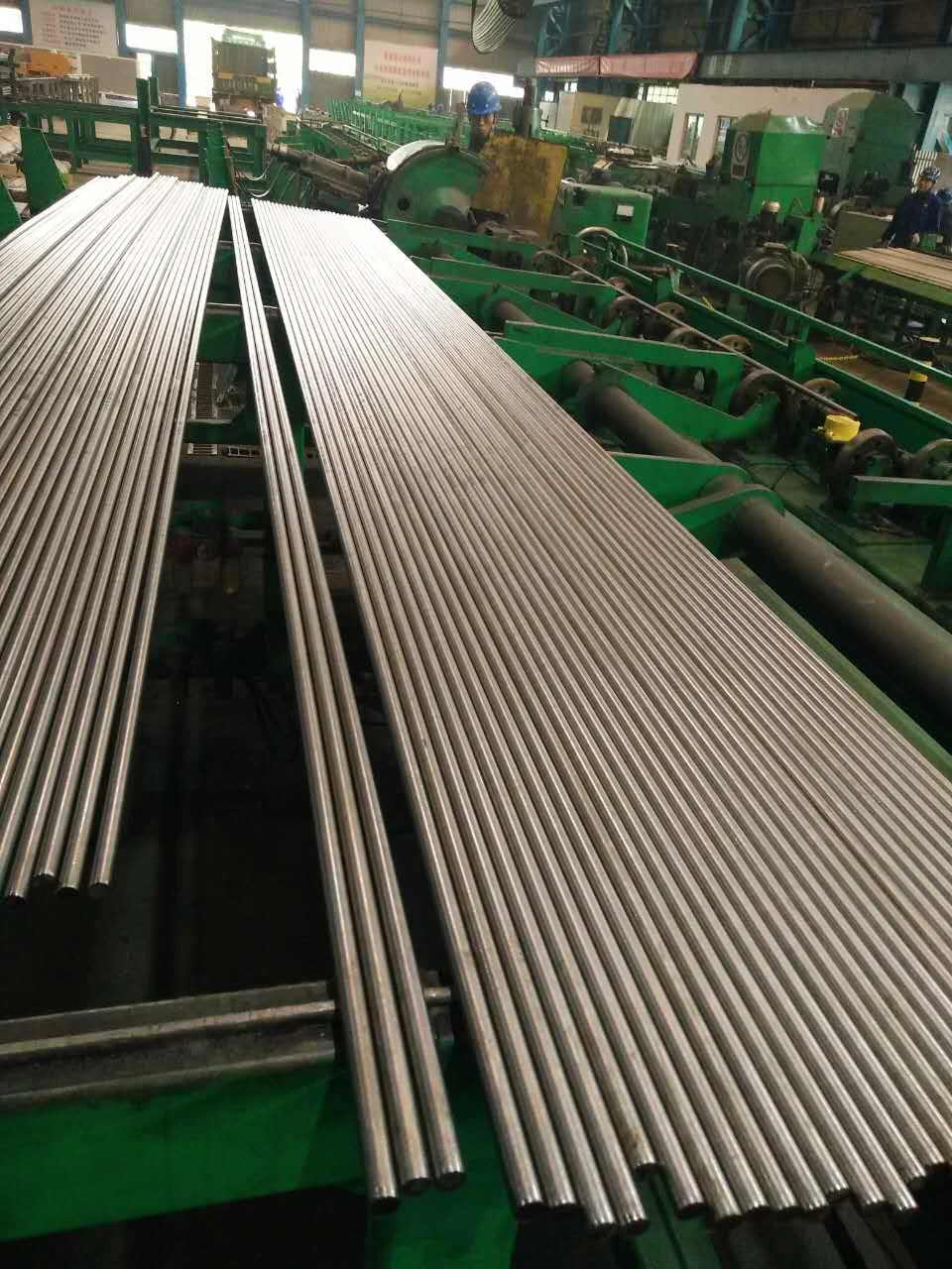 100cr6 Steel Sae 52100 Materials Gcr15 Bearing Steel Price Round Bar ...