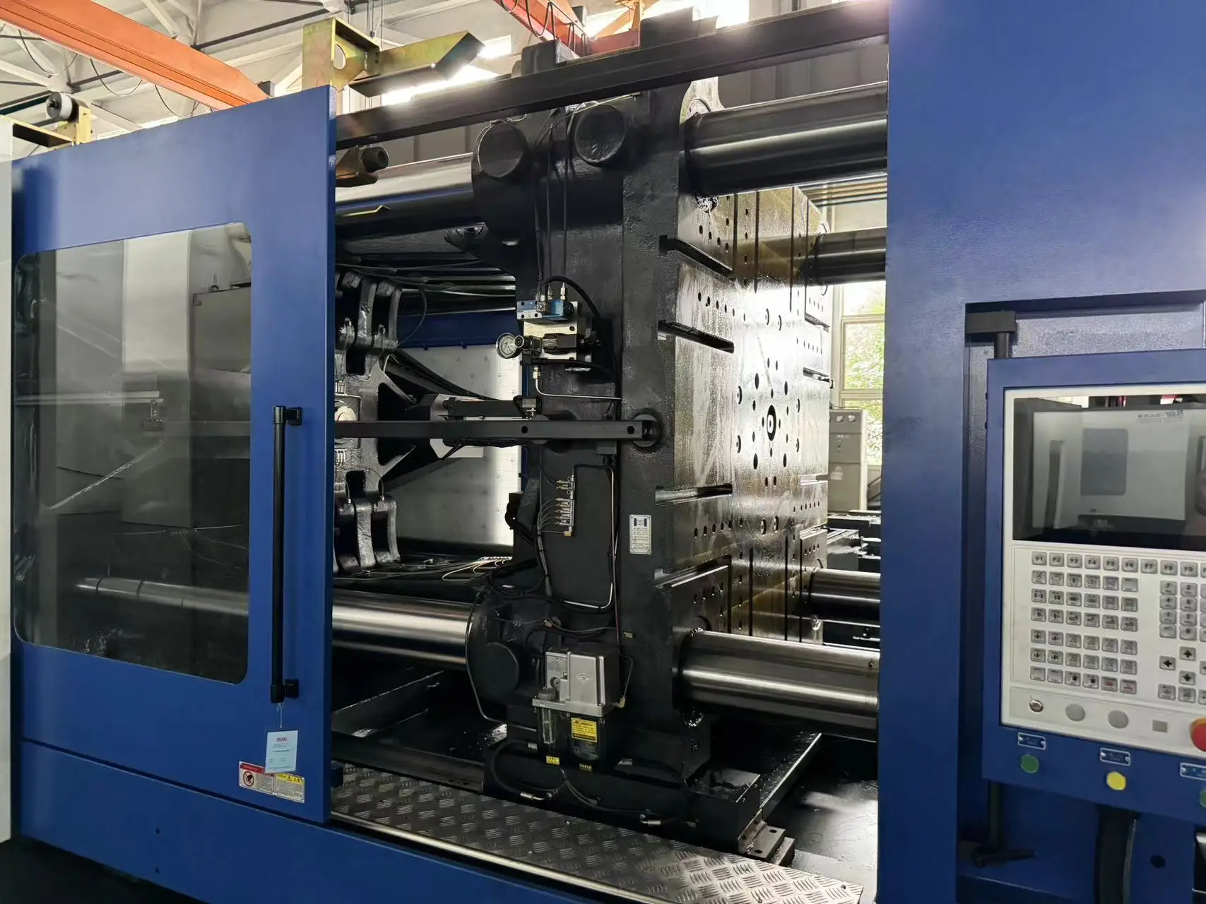 Alibaba.com: HD1100L high precision servo injection molding machine ...