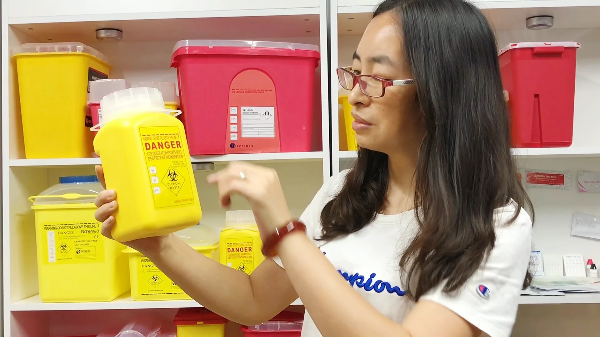 Biohazard Box Medical Safety Box For Hospital Use Sharps Container Lab ...