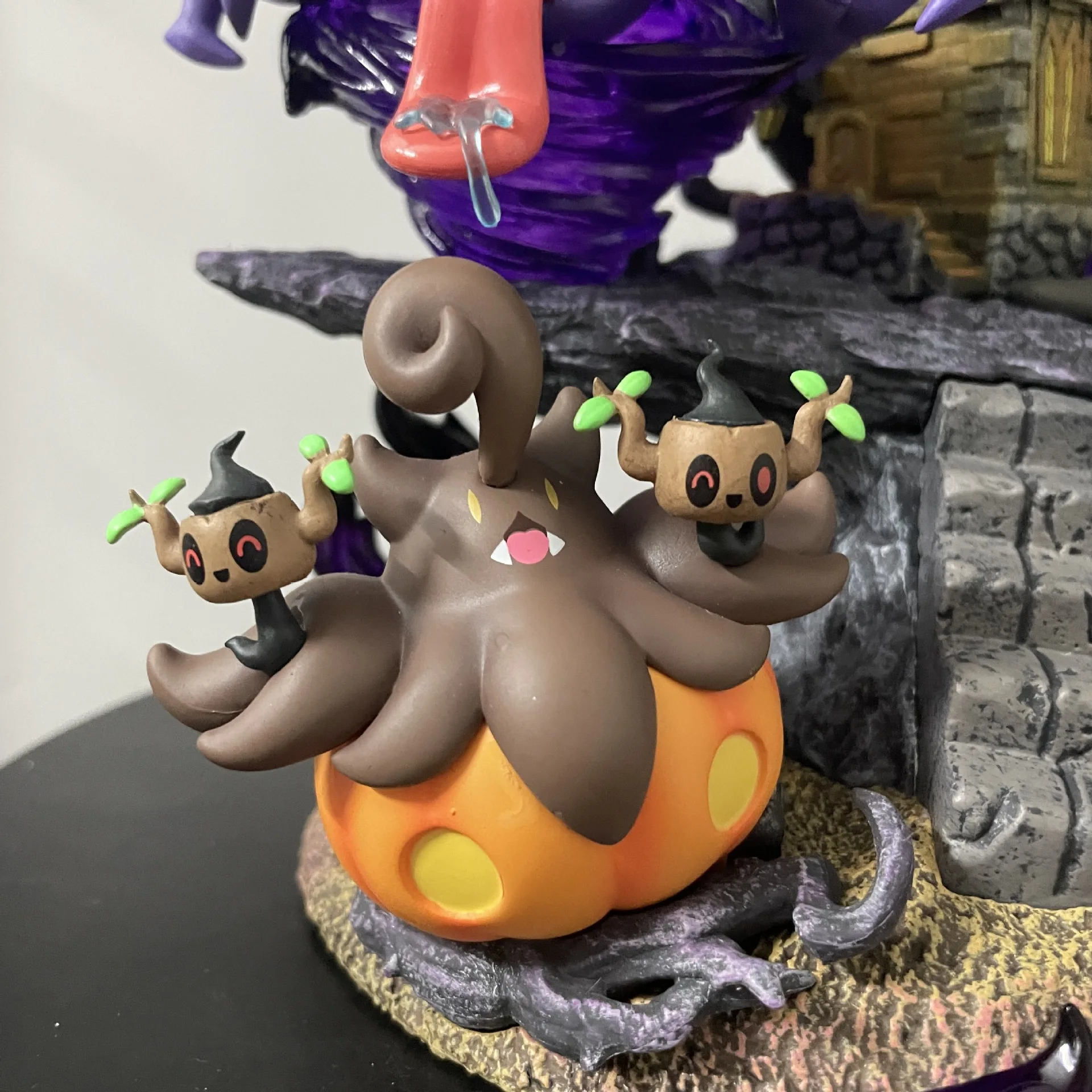 Pokemoned Figure Ghost Type GK Figure Set with Diorama Base