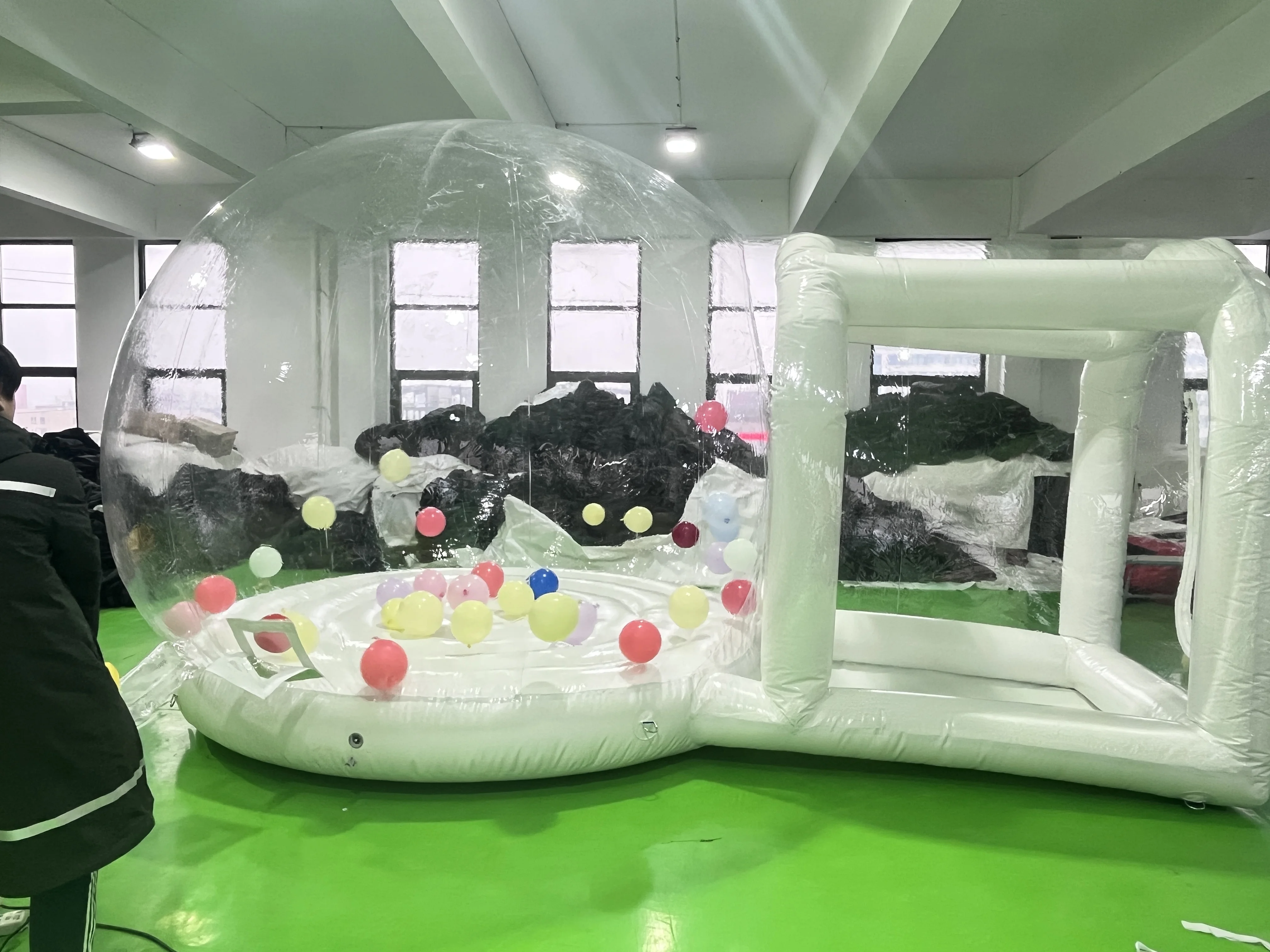 Luxury Bubble Dome Tent - Customizable Transparent Bounce House