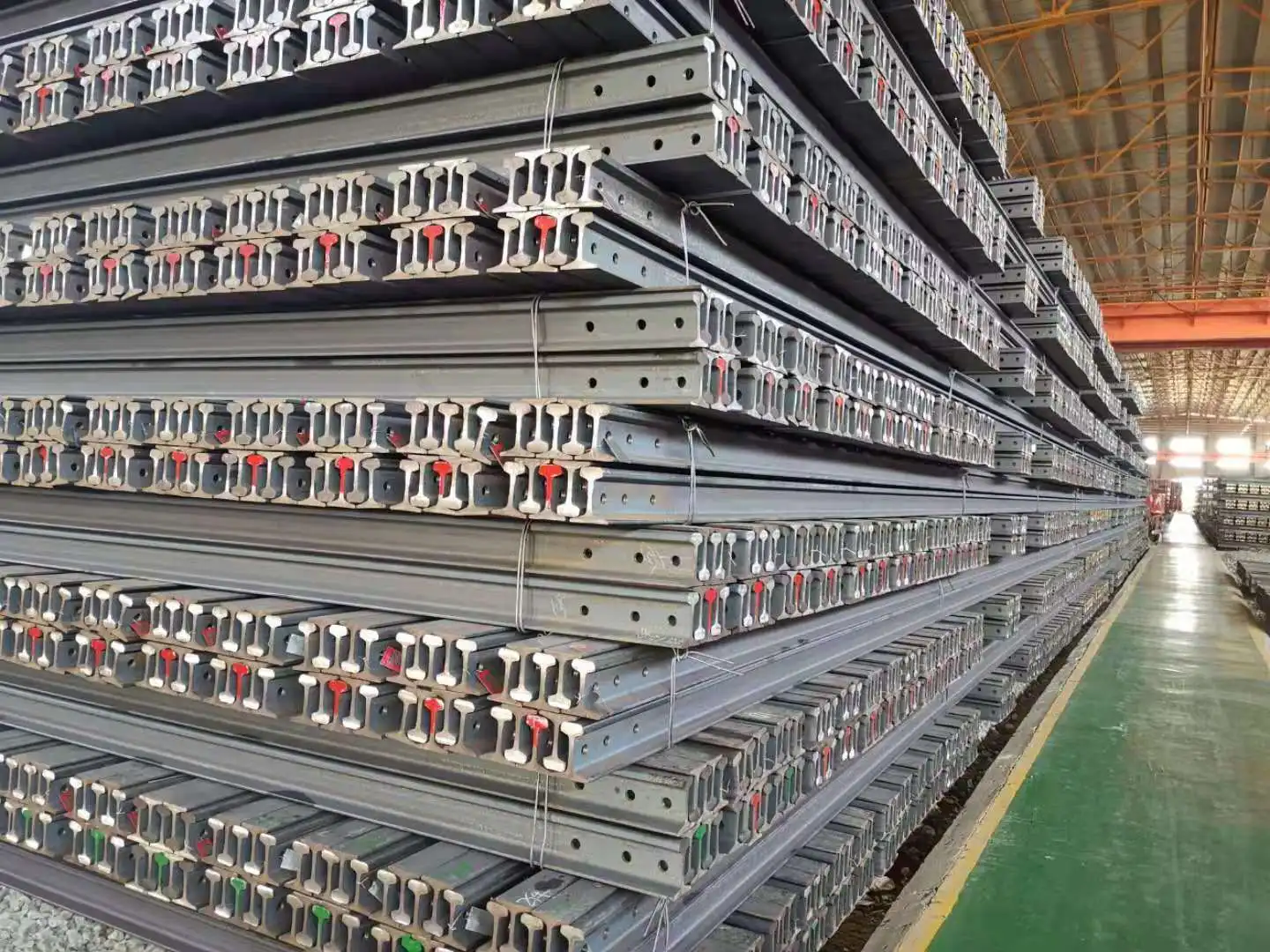 Heavy Rail P50 - Durable and Efficient Railroad Material