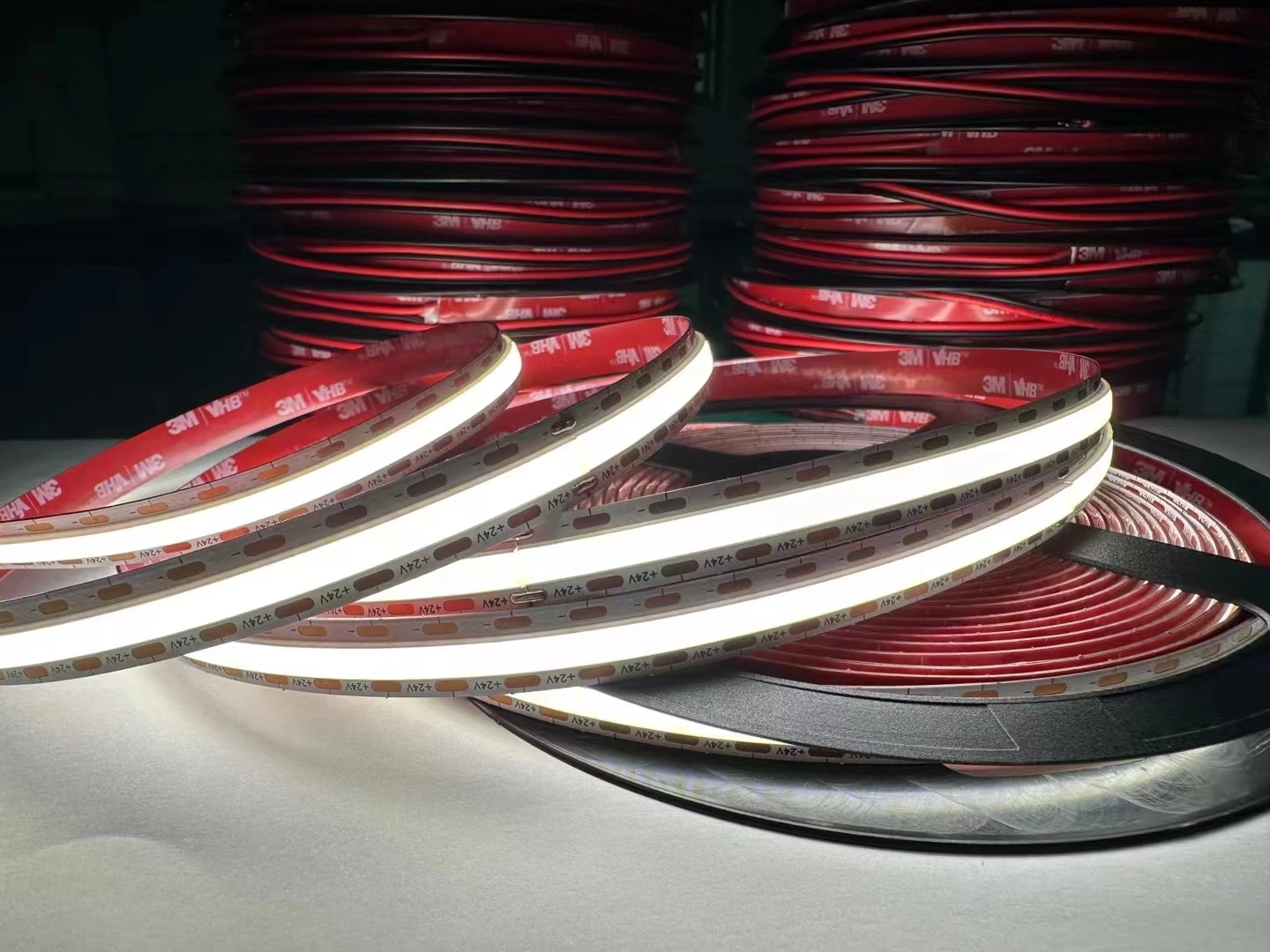 High Power High Cri 95 97 COB CCT 2700K-6500K LED Strip