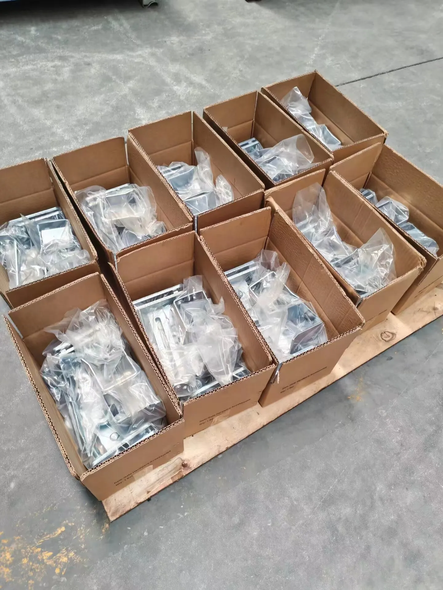 Sliding Gates with Platforms - Durable & Efficient Solutions