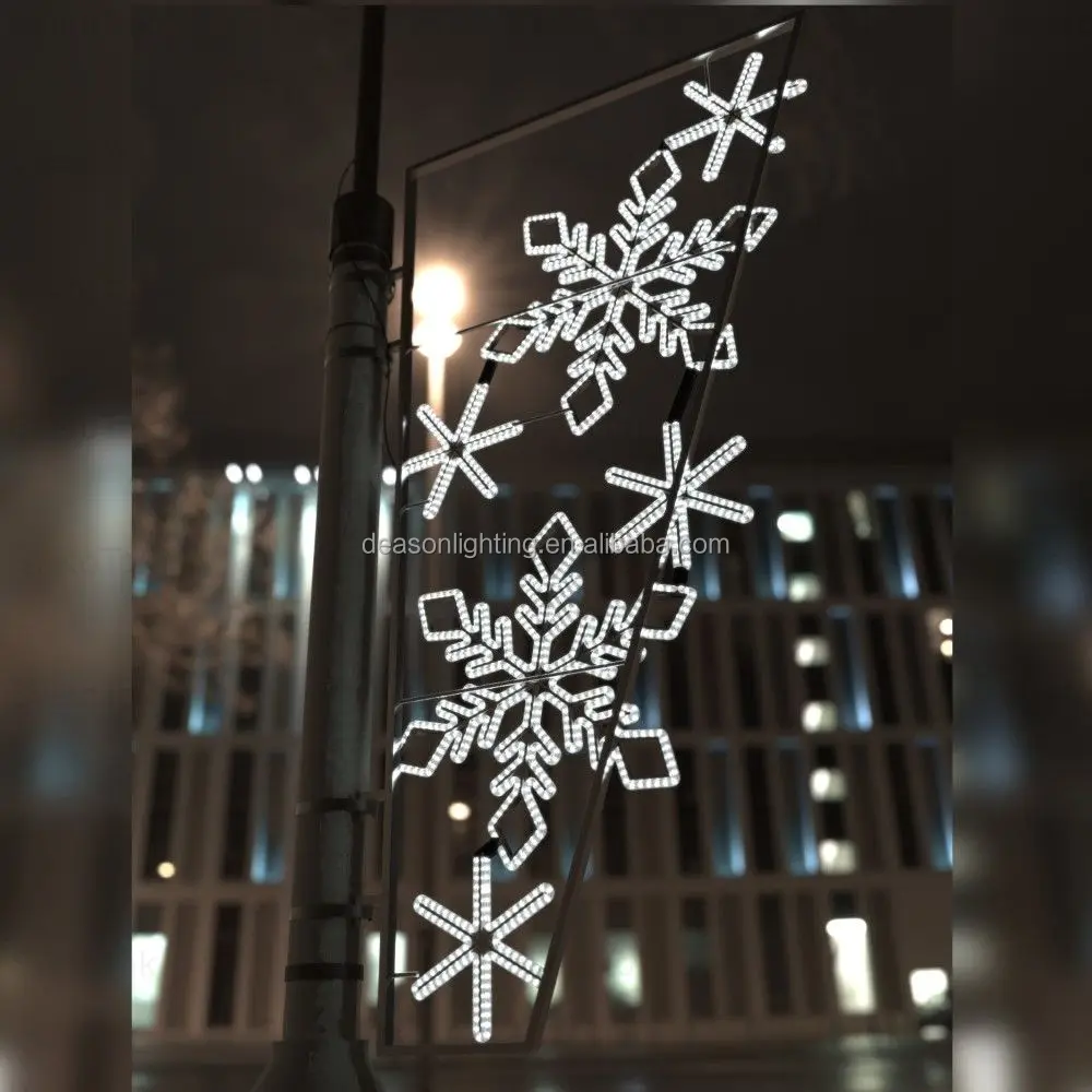 Large Christmas Street Light Pole Hanging Led Lighted Snowflakes - Buy ...