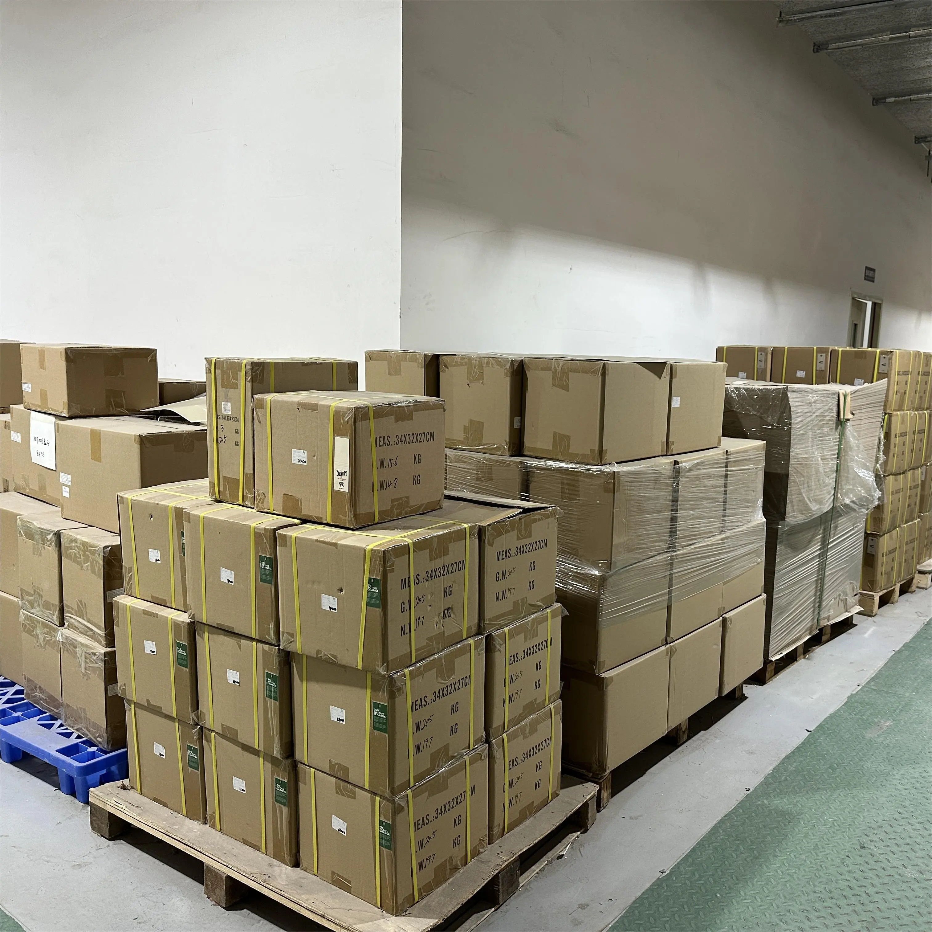 Custom Printed Self-adhesive Vinyl Labels Commercial Stickers Shoe Logo ...