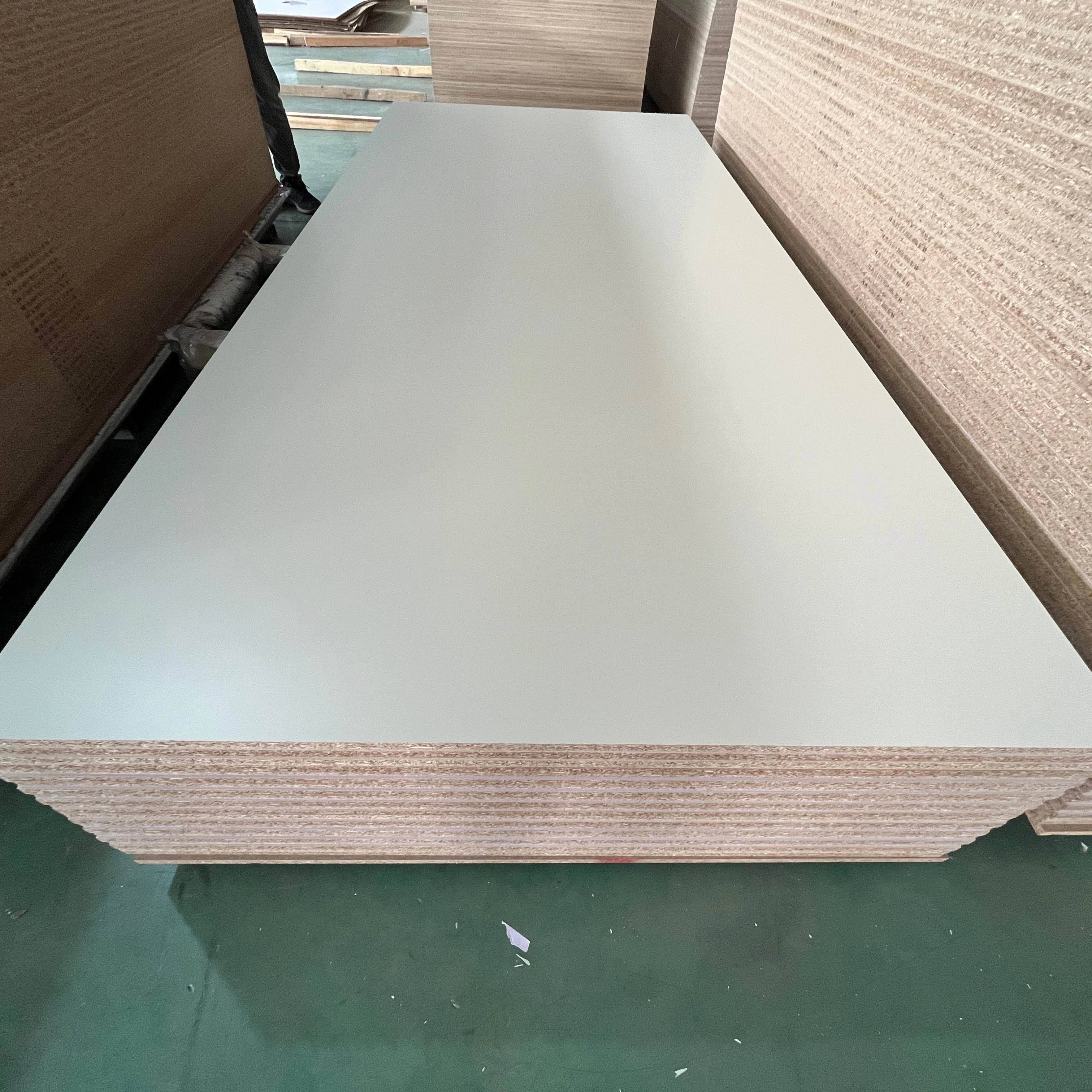 High Quality Fireproof Osb Board Pine Wood Veneer Partical Chipboard For Modern Furniture ...