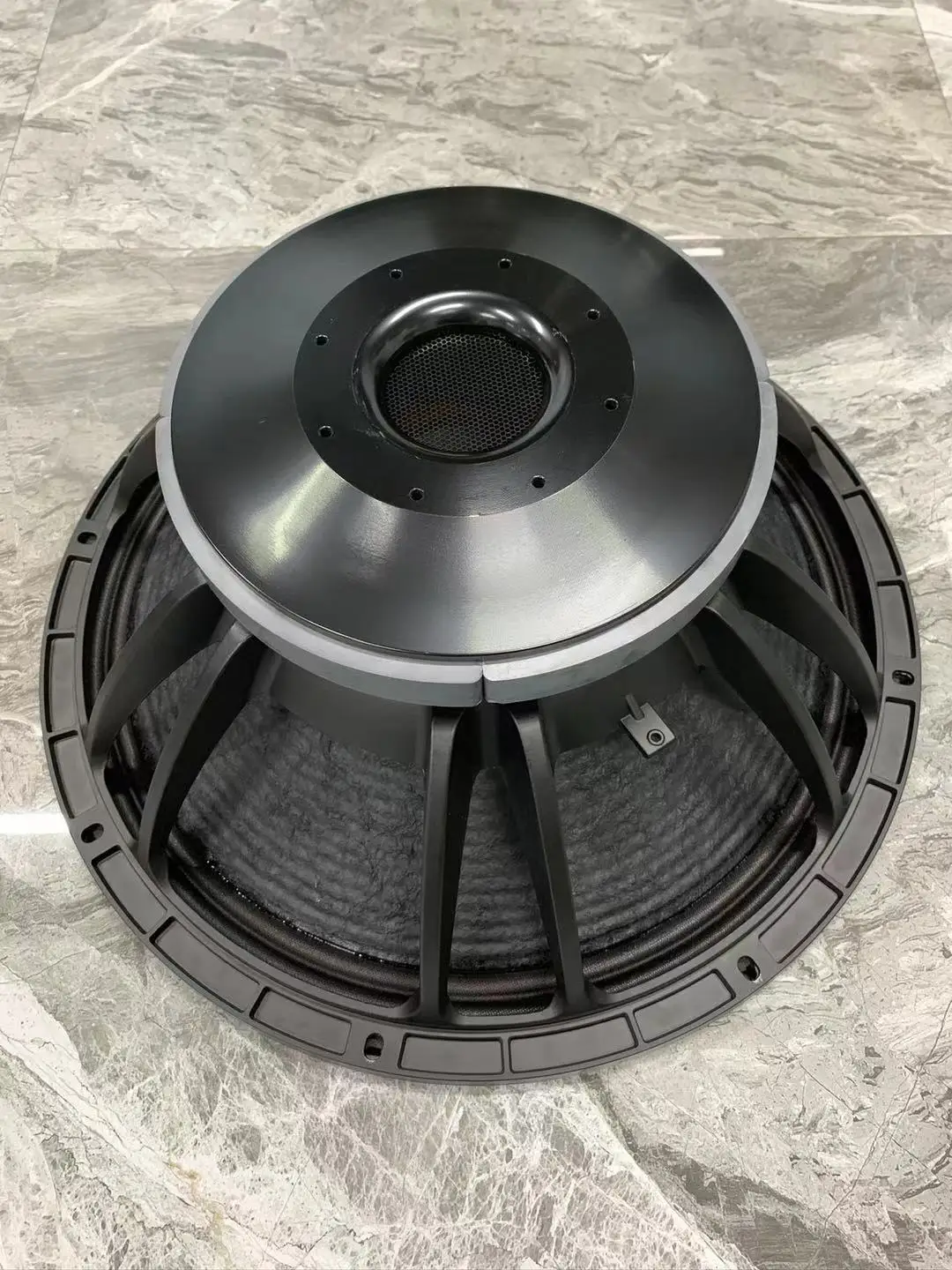 Lase Sound Passive Equipment - Powerful 21 Inch Sub Speaker