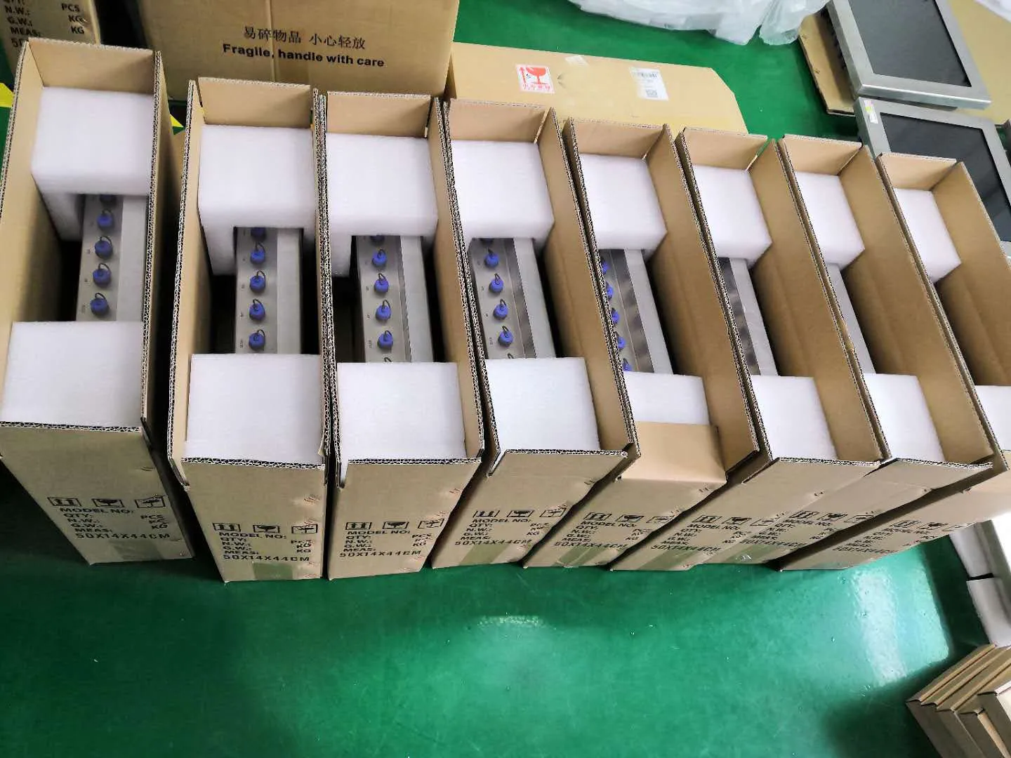 7 Inch - 24 Inch Marine Displays Ip67 Ip65 Waterproof 1000 Cd/m2 1500 ...