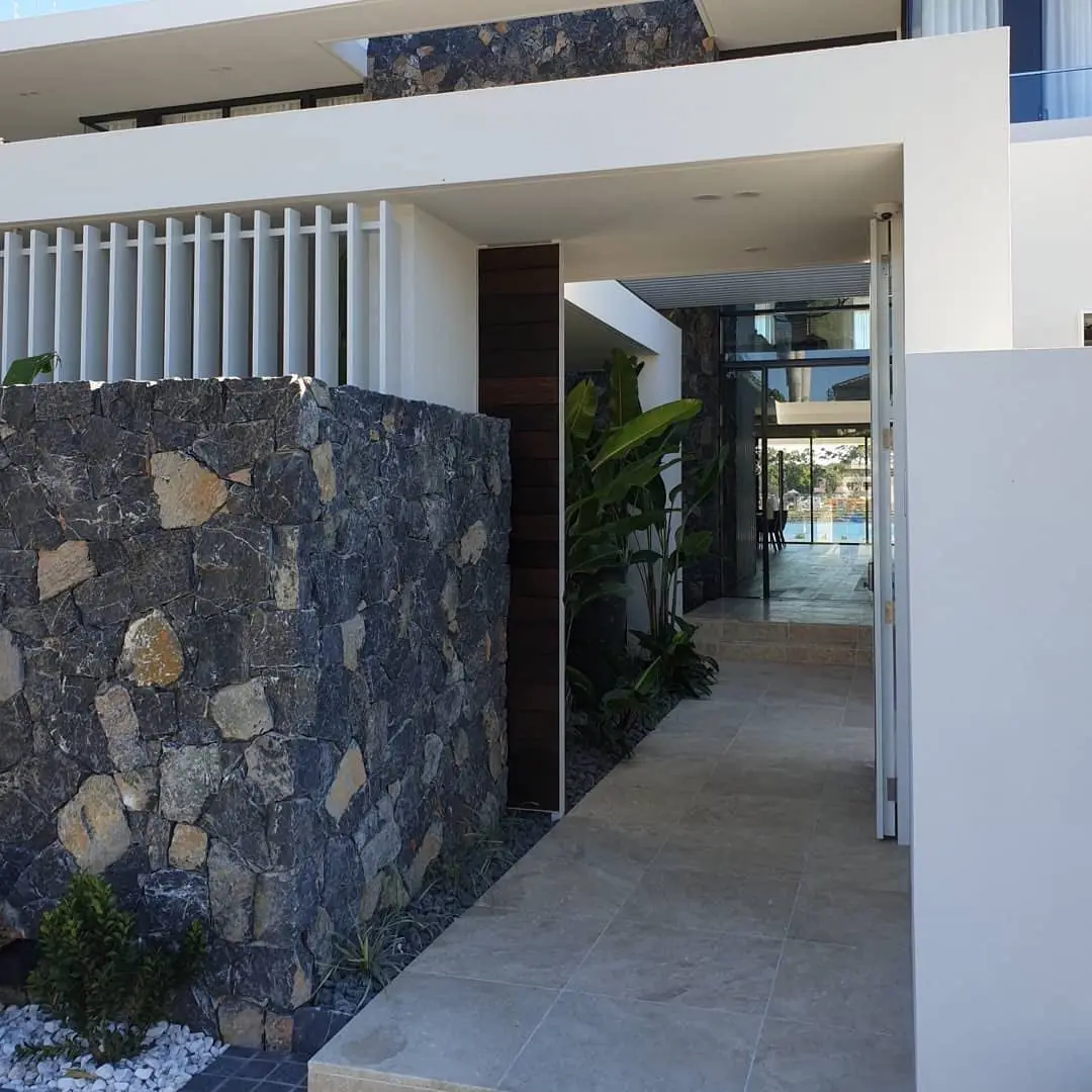 SHIHUI Black Limestone Paving Stones - Durable & Stylish