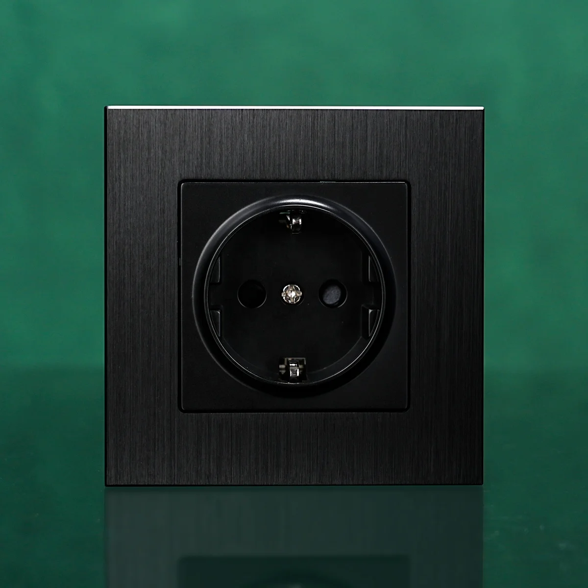 European Standard German Schuko Universal Electric Wall Socket ...