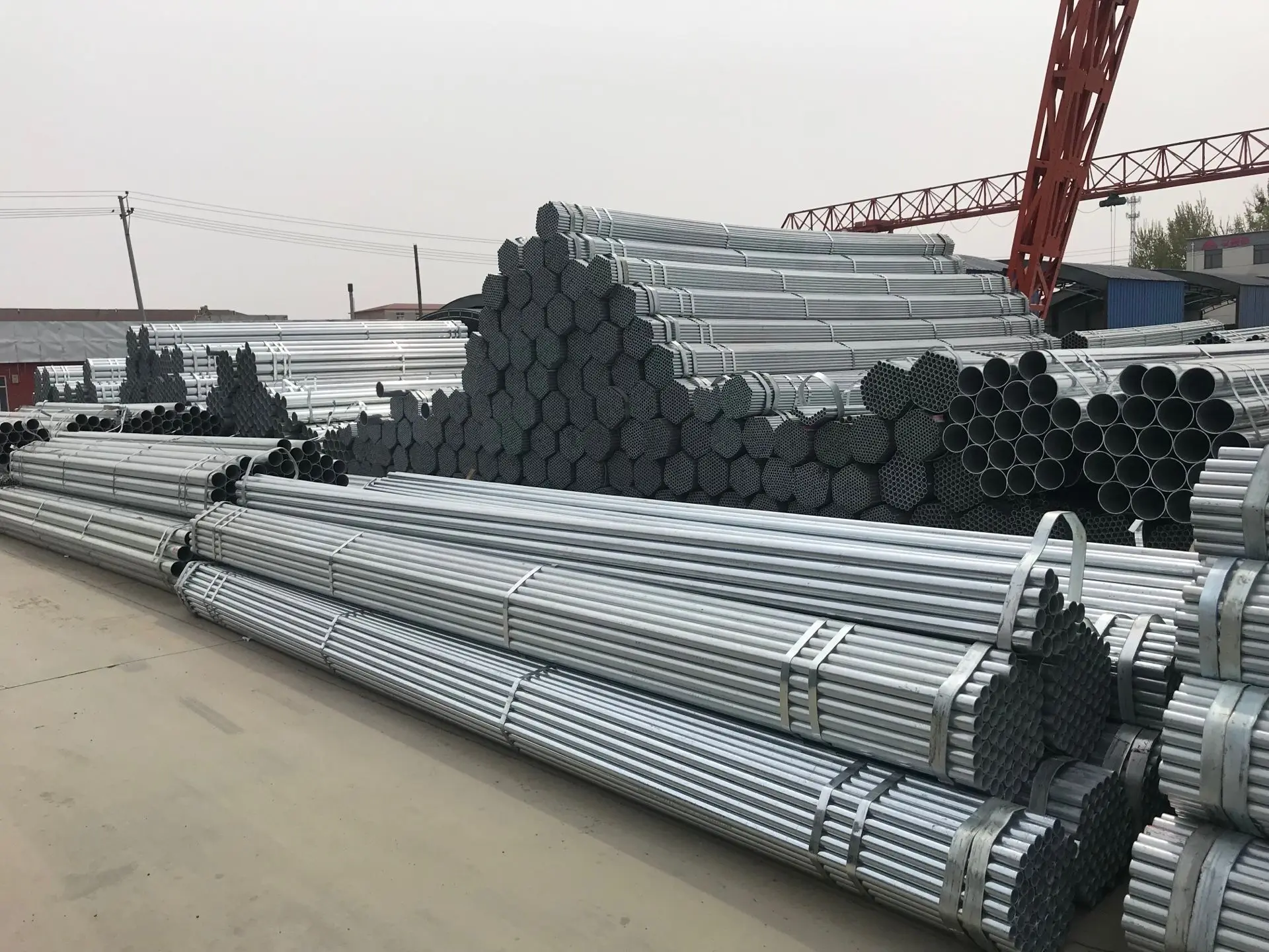 Sch40 Welded Black Iron Welded Carbon Steel Pipe Carbon Steel Tube ...