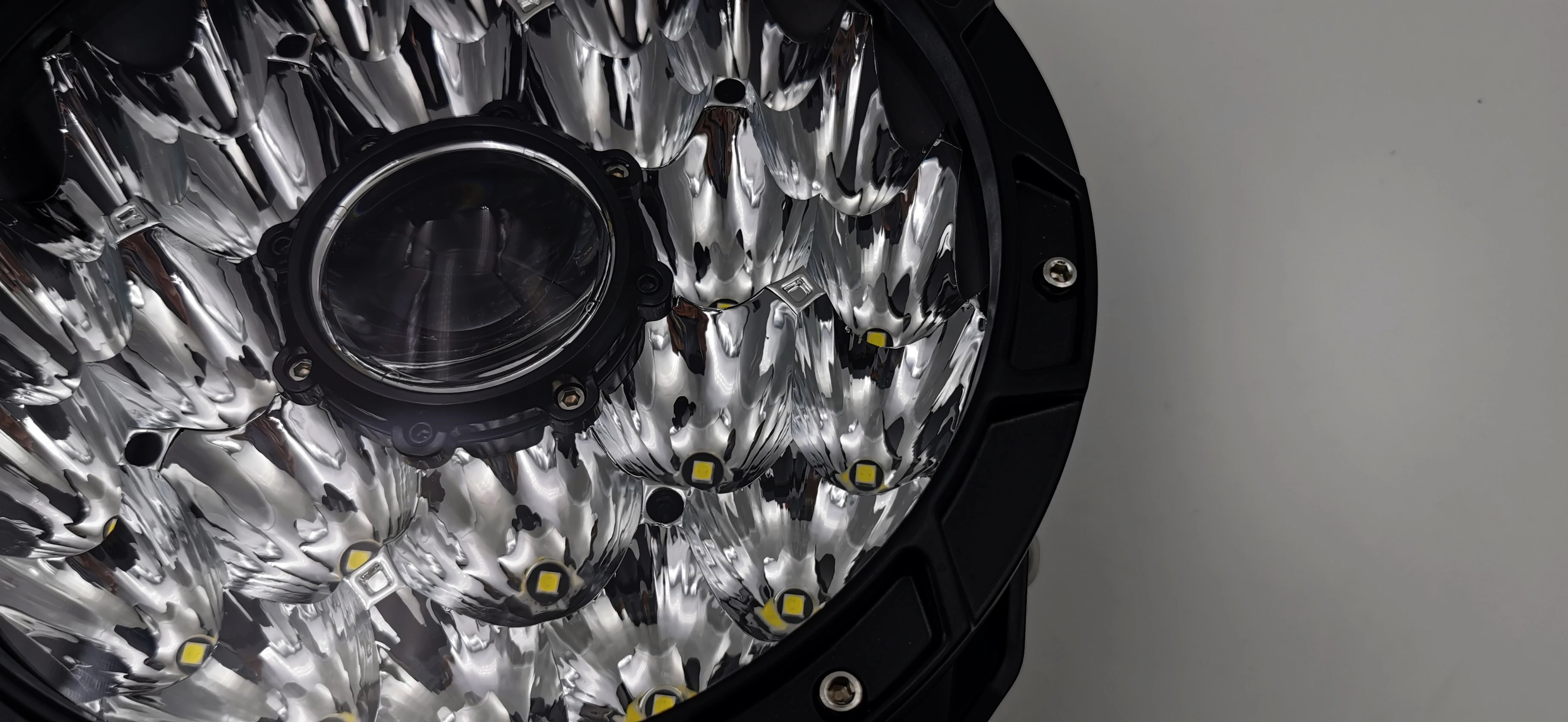 OEM 9-Inch Super Bright LED Laser Driving Lights for Off-road