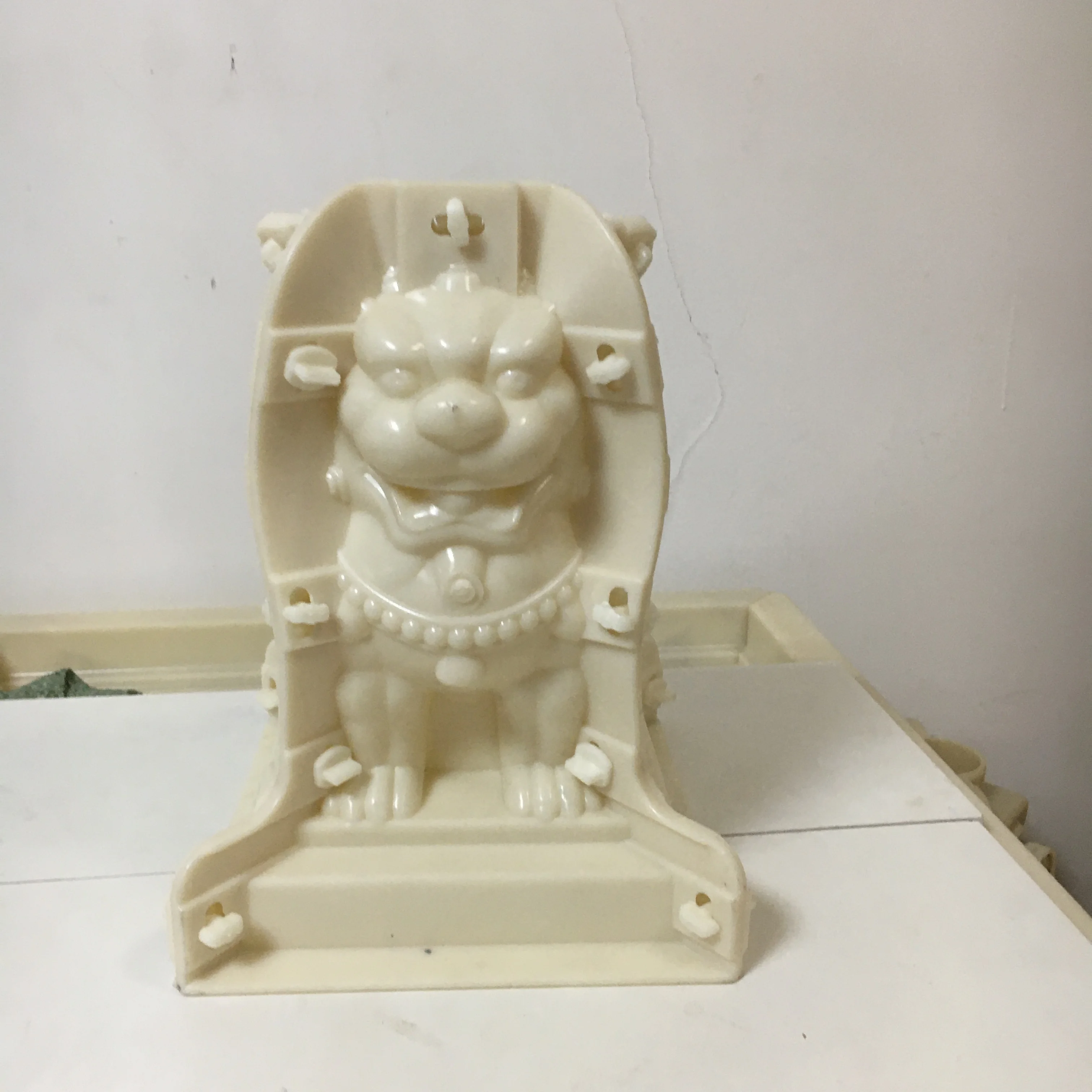 Precast Outdoor Decoration Cement Concrete Statues Plastic Kirin Mold ...