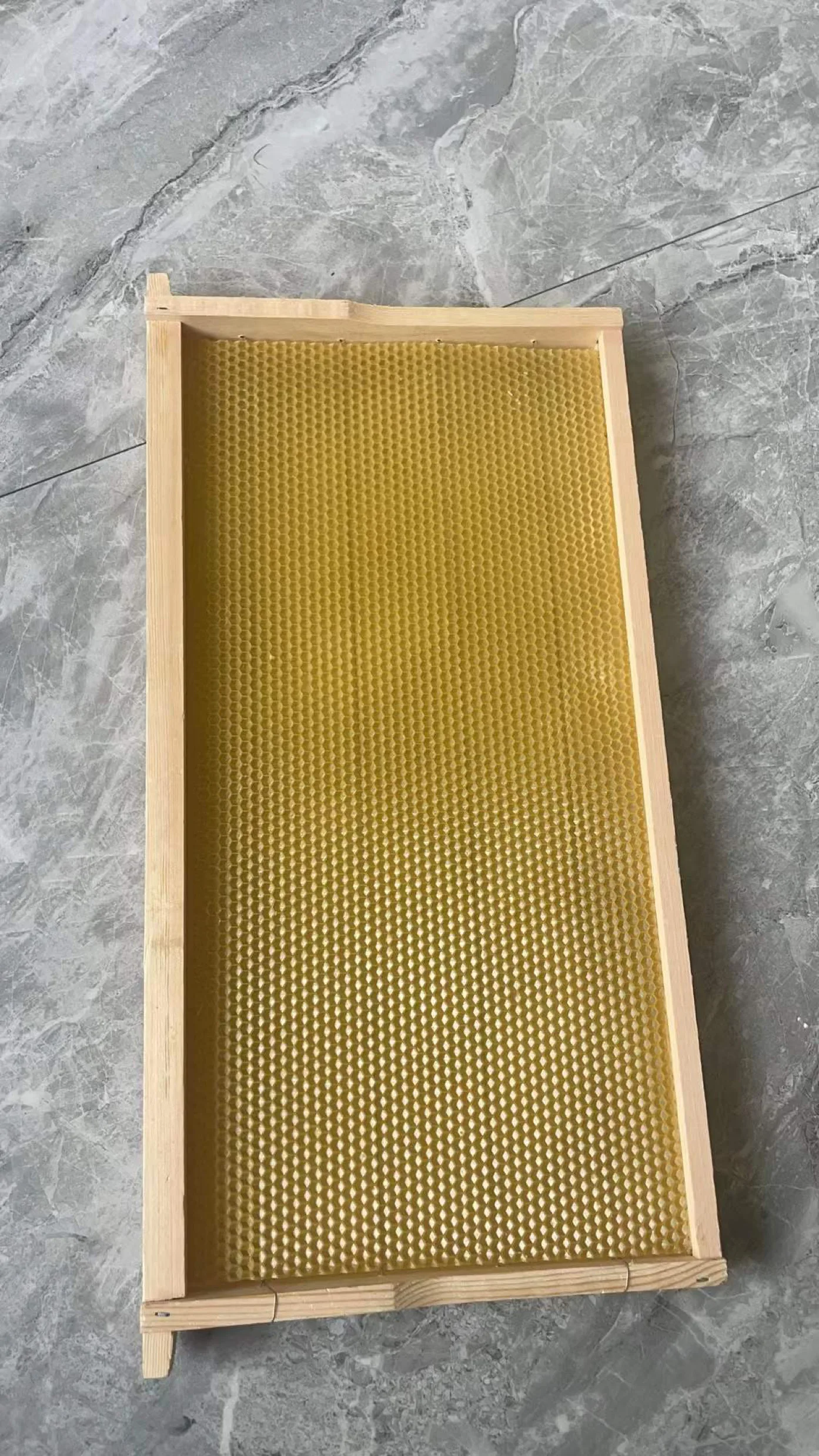 Beekeeping Equipment Assembled Wooden Bee Hive Frames With Wired Wax Foundation Sheet Bee Frames ...