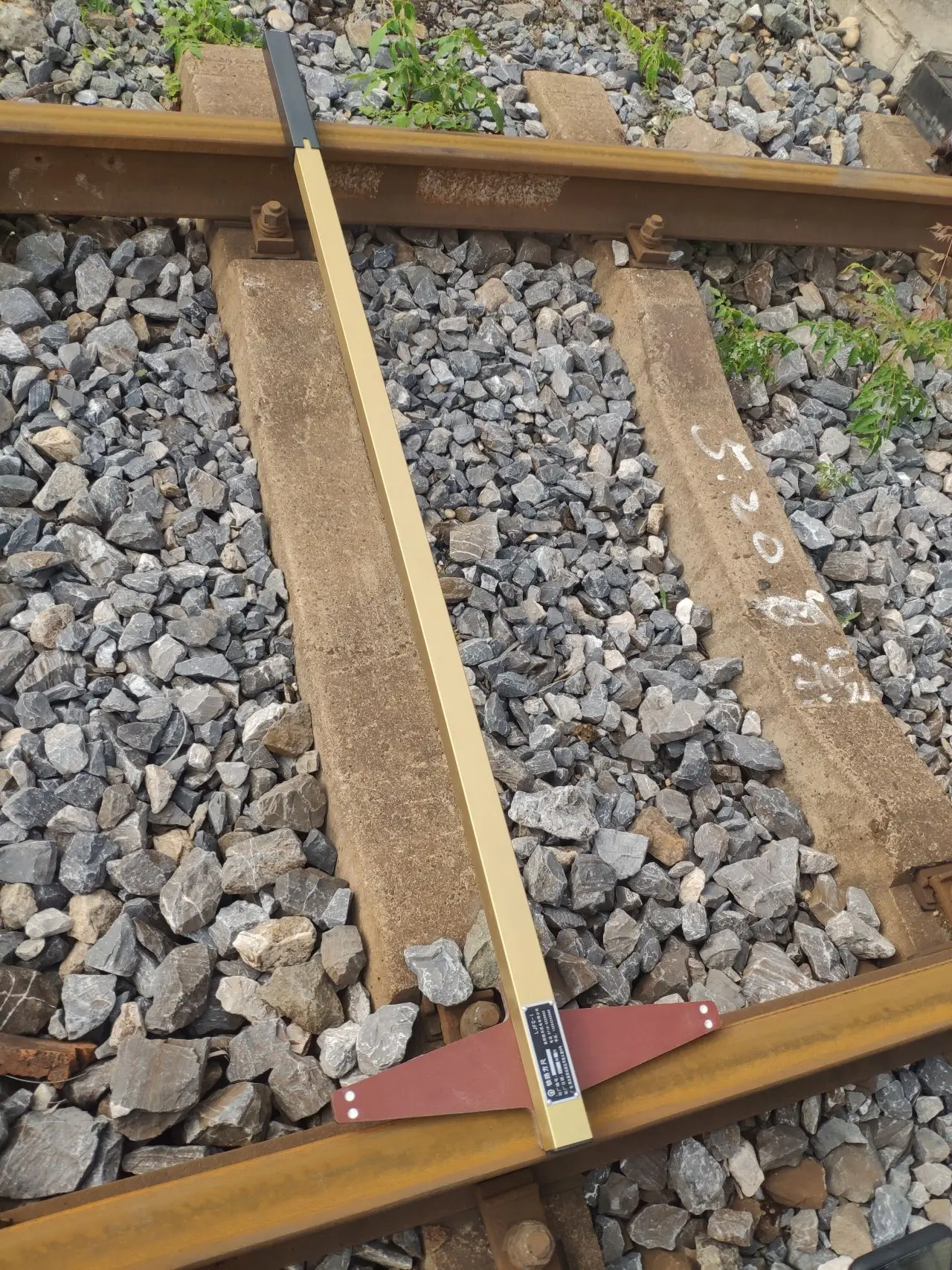 Railway Layers Square Gauge Ruler - Precision & Durability