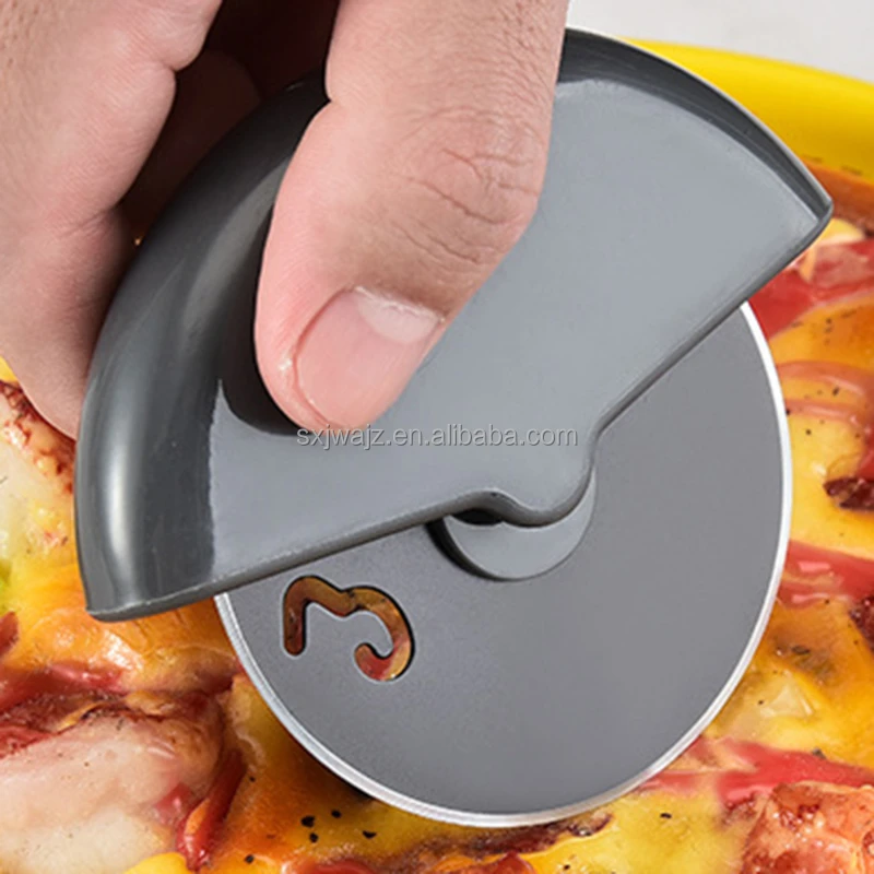 Stainless Steel Round Wheel Cutting Knife For Pizza With Lid Roulette ...