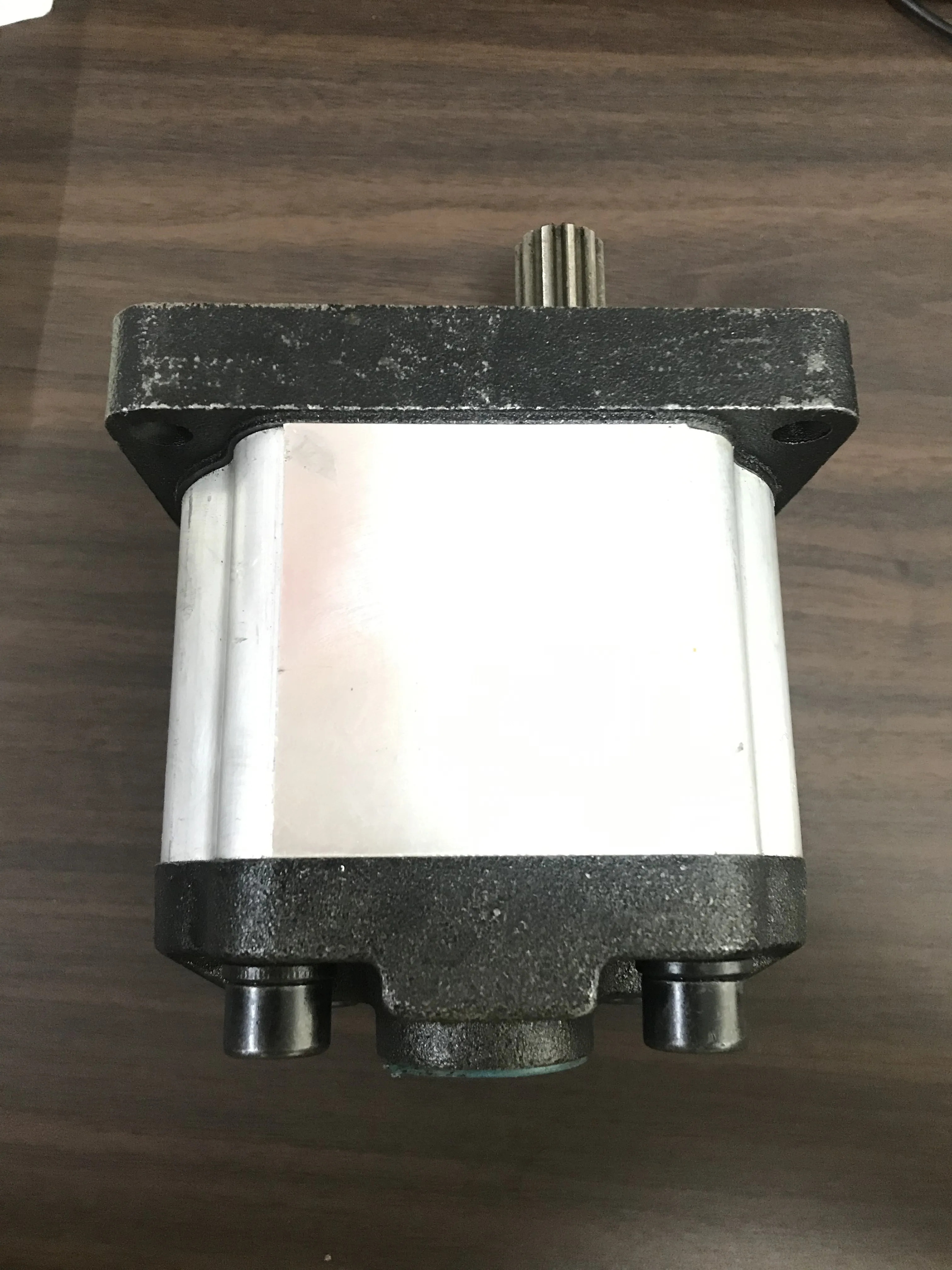 Involute Gear Pump for WORLD BIMO MAXXI 102 Harvester
