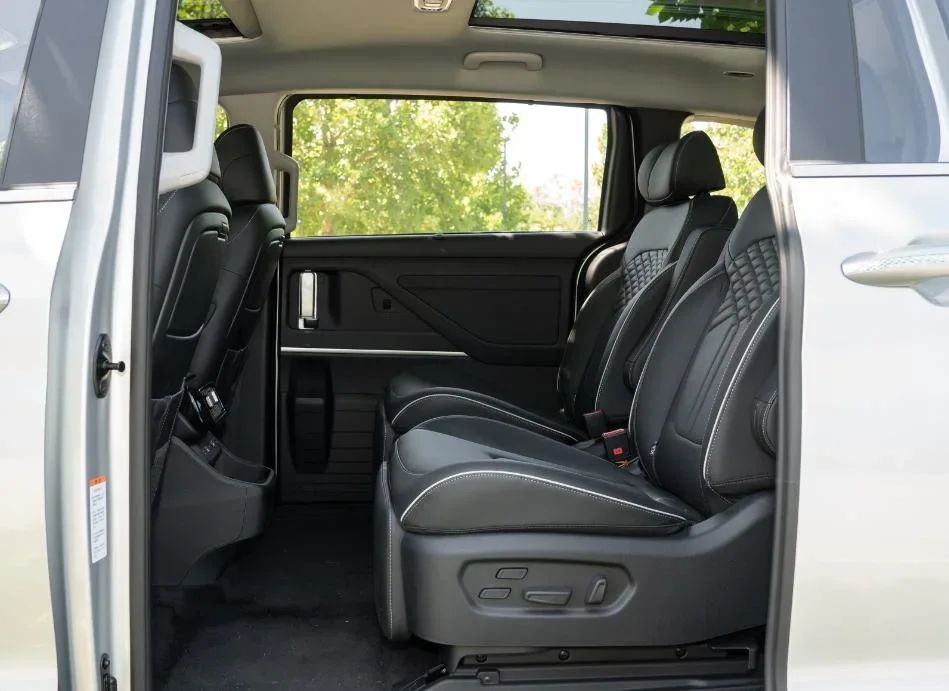 2024 Kustu MPV 2023 Geely Monjaro/XingYue L SUV New Energy Petrol Car 2 ...
