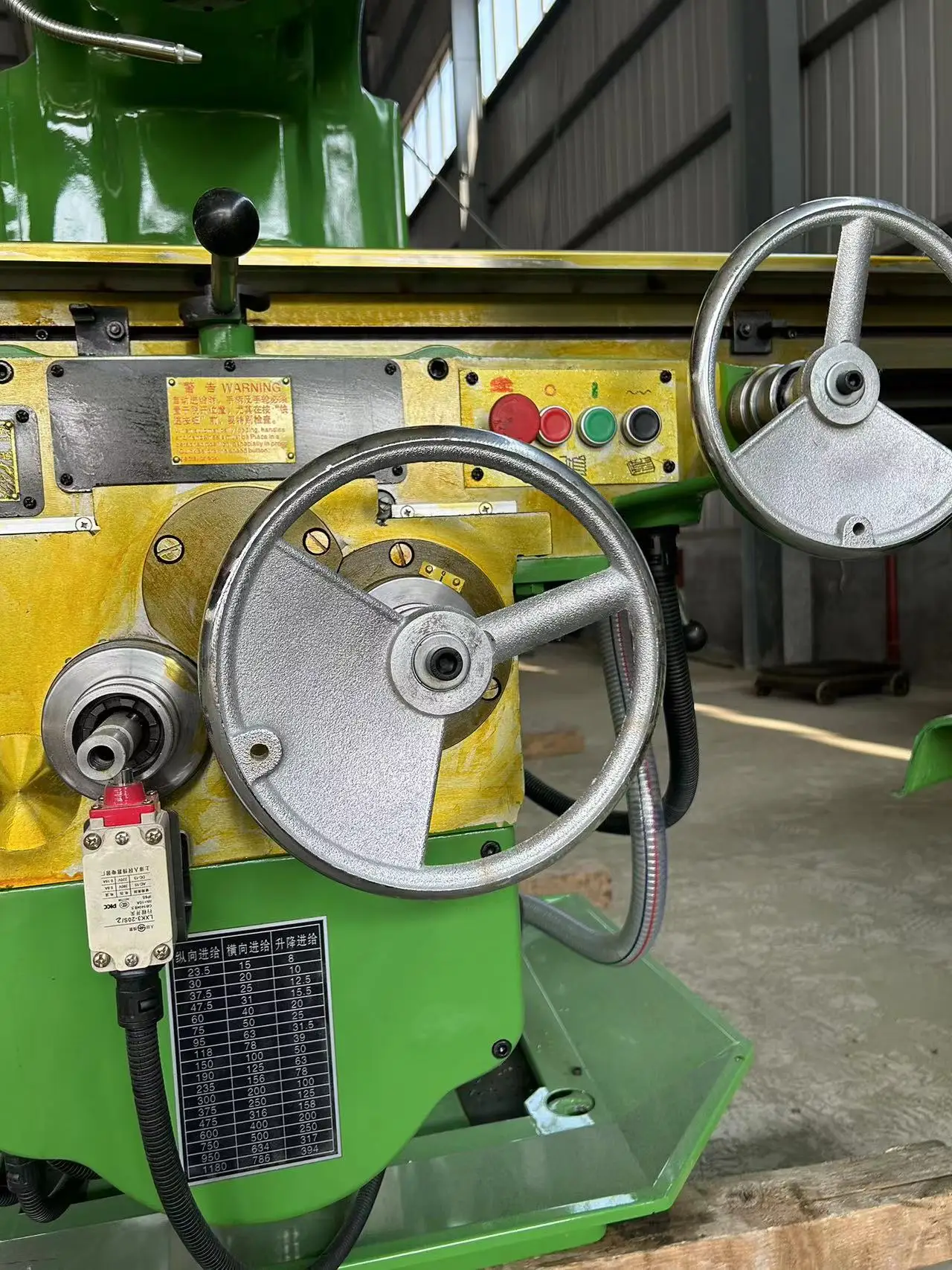 Heavy Duty X5032 X5040 Vertical Universal Knee Type Milling Machine For ...