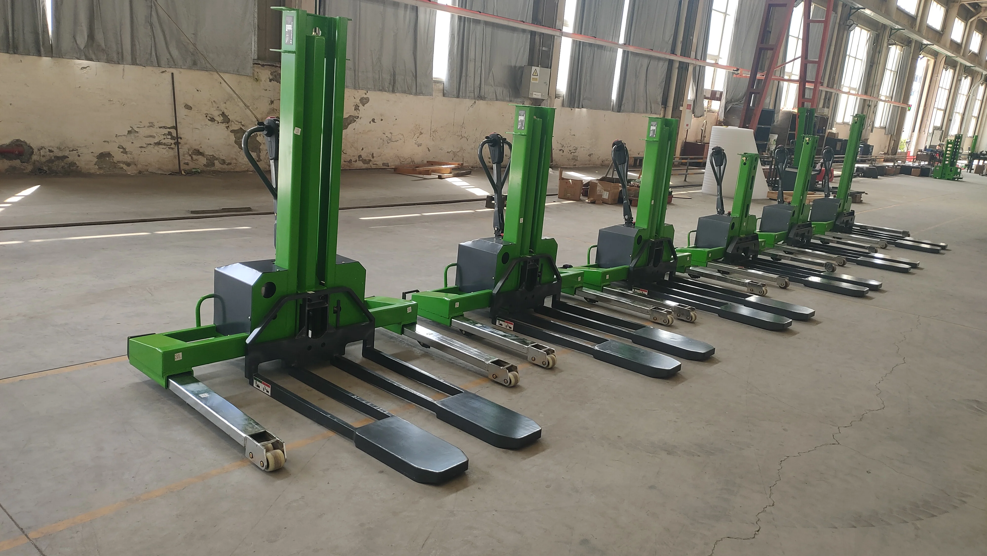 Everlift Self-Loading Pallet Stacker Truck Use 0.5ton 1ton 1.3ton 1.5ton Stacker With Lithium ...