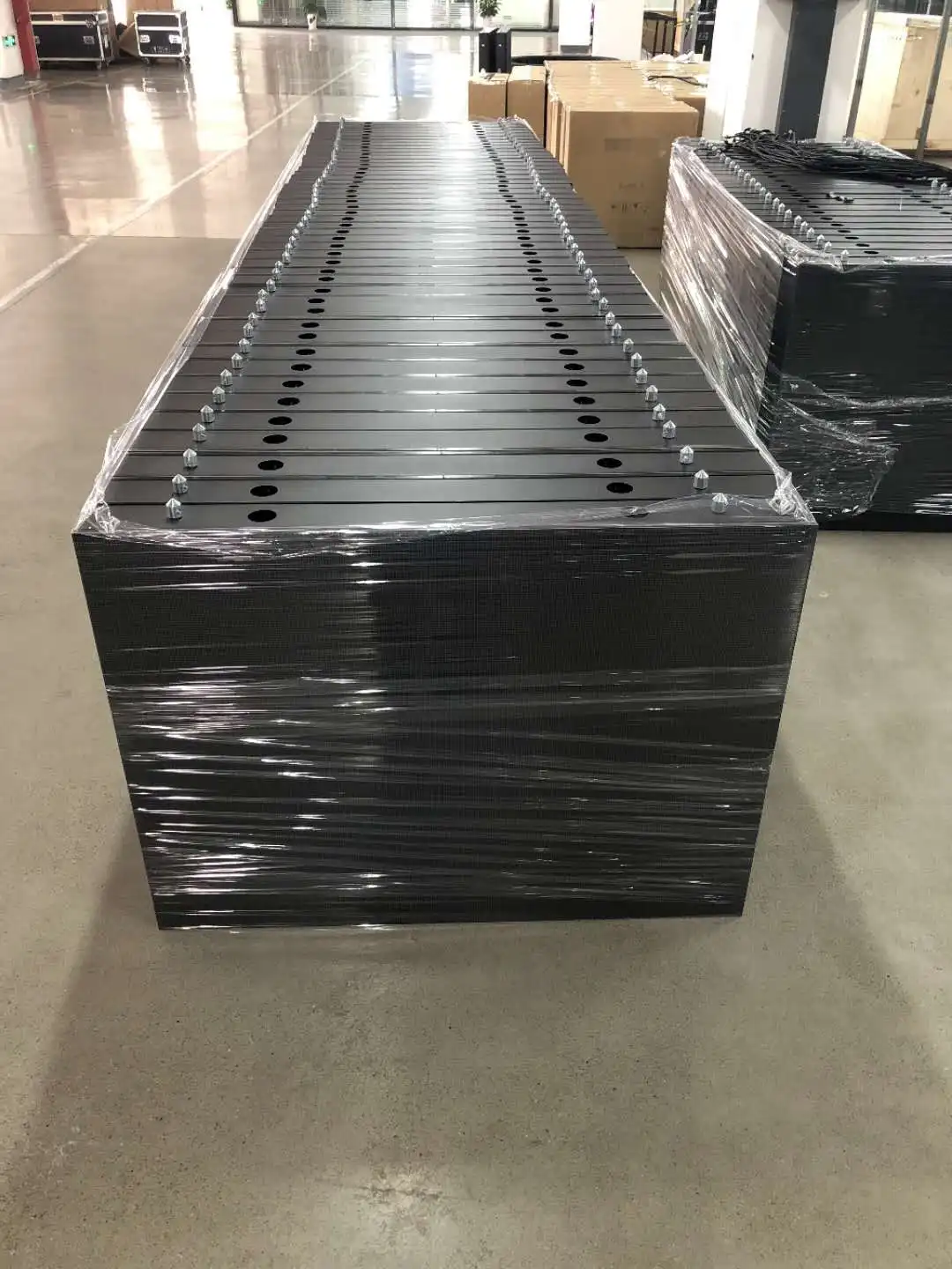 Indoor Led Mask Flexible Led Display Full Color Dj Booth Led Screen ...