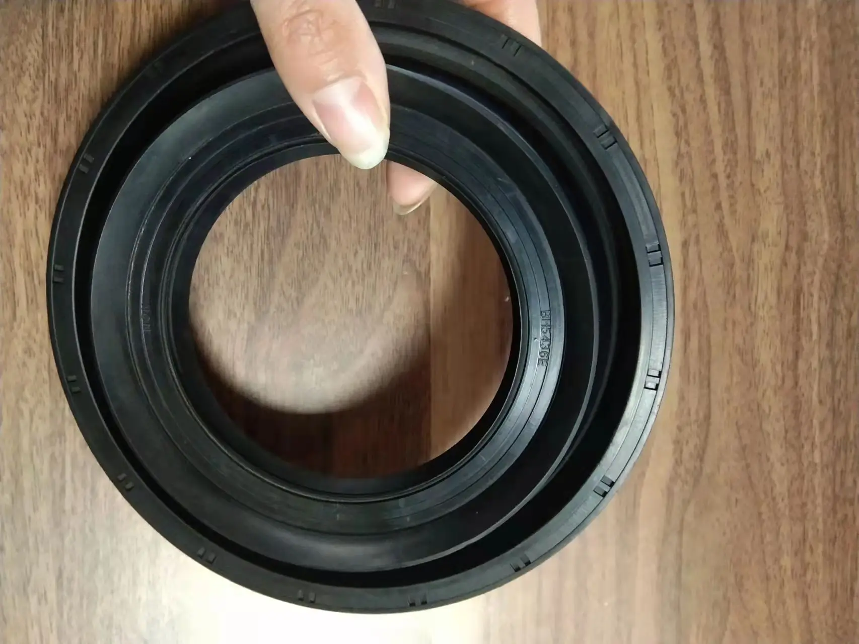 变速箱油封BH5436E (M1436) 80*135*13/26为日产M1436/3818990018 N2354 NJ956 ...