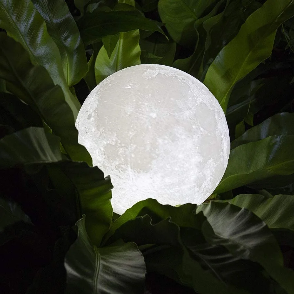 Alibaba.com: 3D Moon Lights USB plug-in, dimmable with wood shade ...