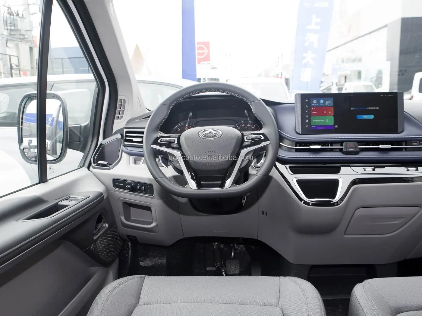 SAIC MAXUS Xintu V70 2025 2.0T Automatic Short Axle Low Top Elite ...