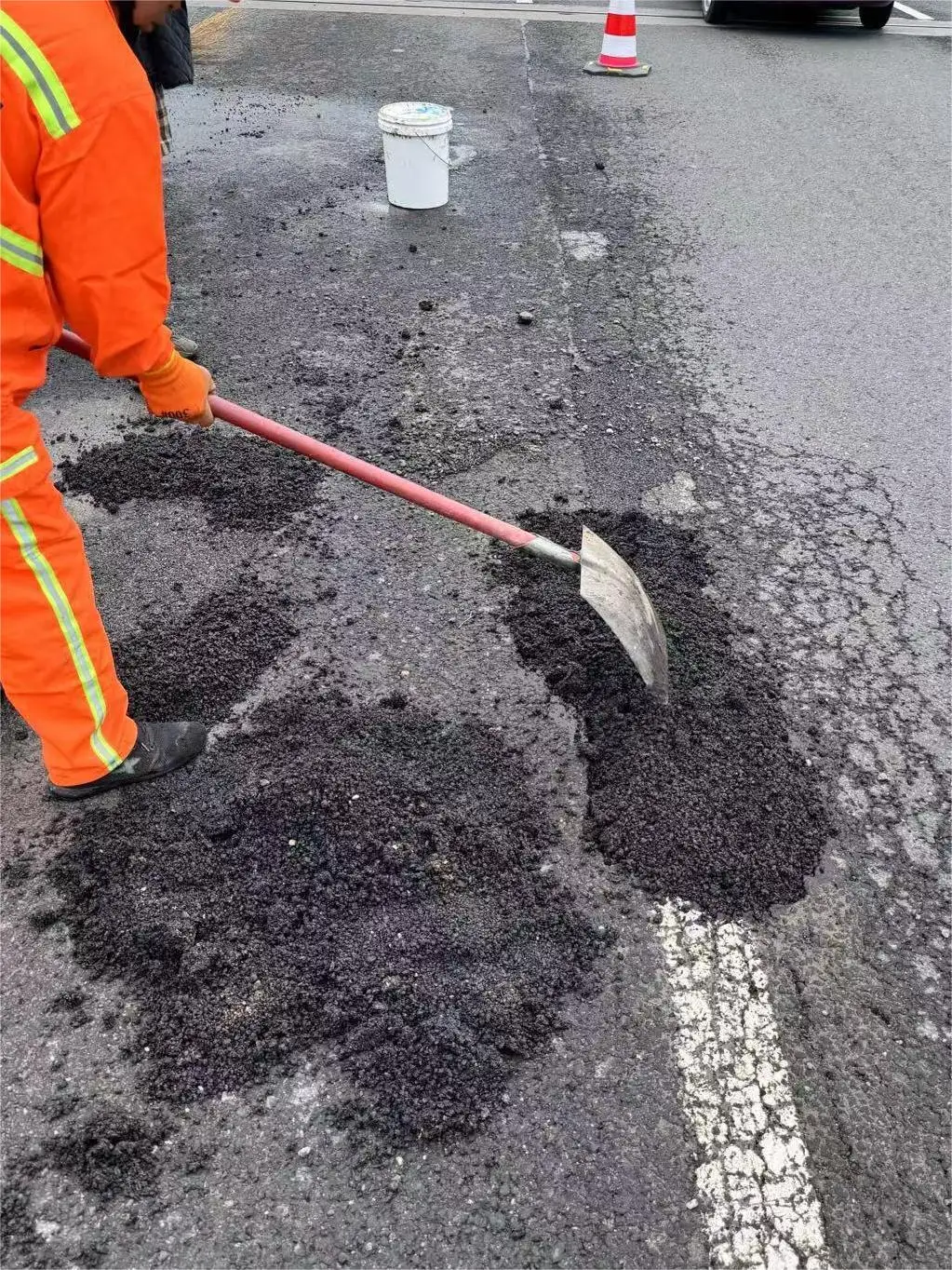 Cheap Weather Resistant Aqua Cure Cold Patch Material Concrete Road ...