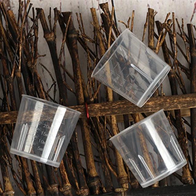 Wholesale Lab Liquid Measuring Cup Plastic 10ml Medical Water Measuring ...