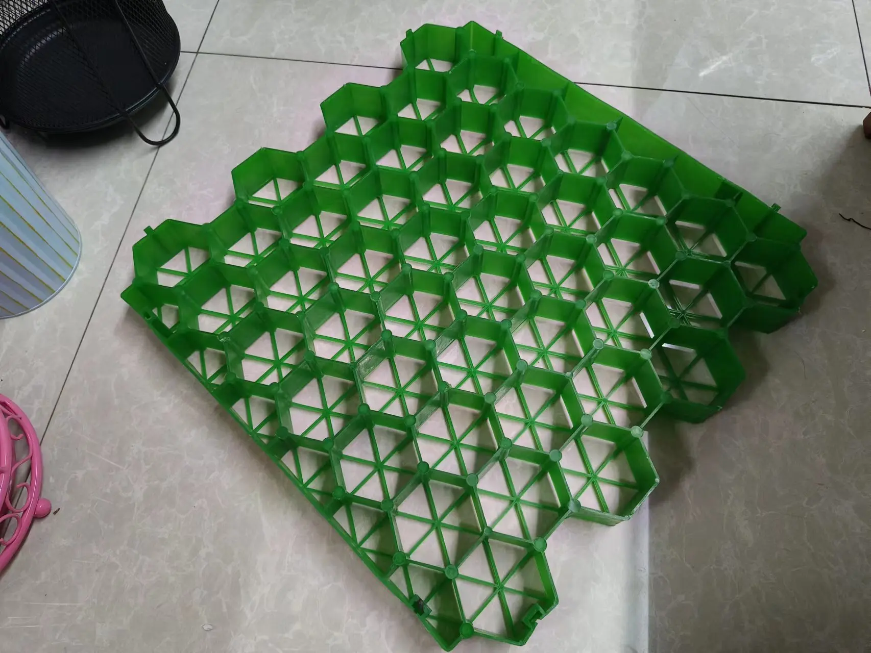 Virgin HDPE Hex Gravel Paver Grid Driveway System - 200-400tons/sqm