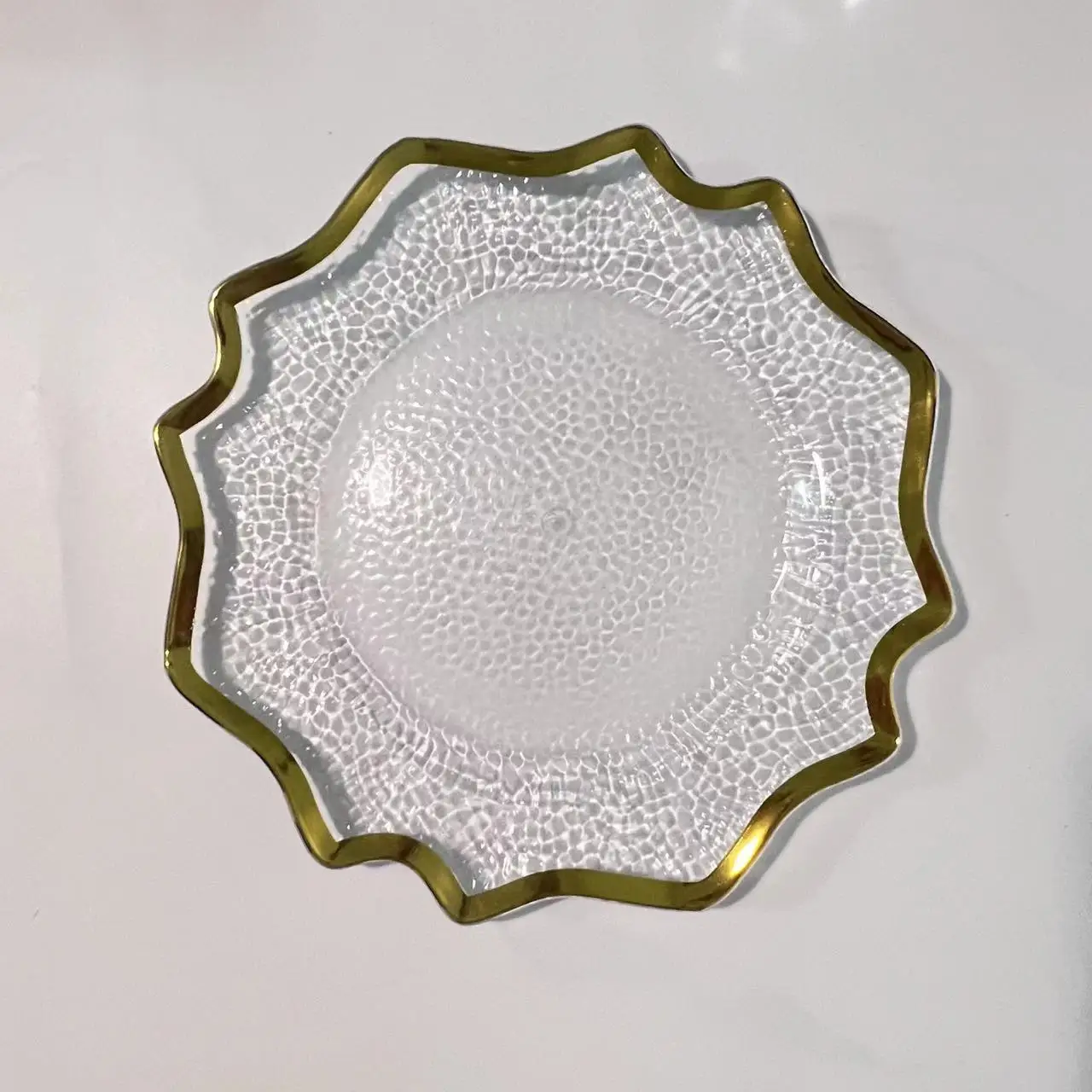 Eco-Friendly 13-Inch Sunflower Gold Floral Plastic Irregular Colored ...