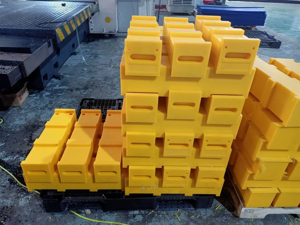 Uhmwpe/hdpe Plastic Crane Outrigger Pads With Hand Crane Part Pads ...