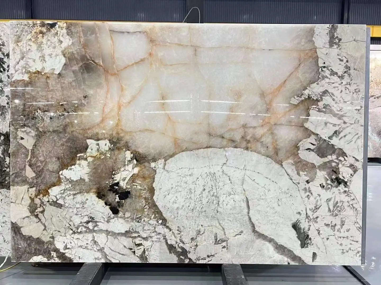 Pandora Quartzite Patagonia Granite Slabs - Durable & Stylish