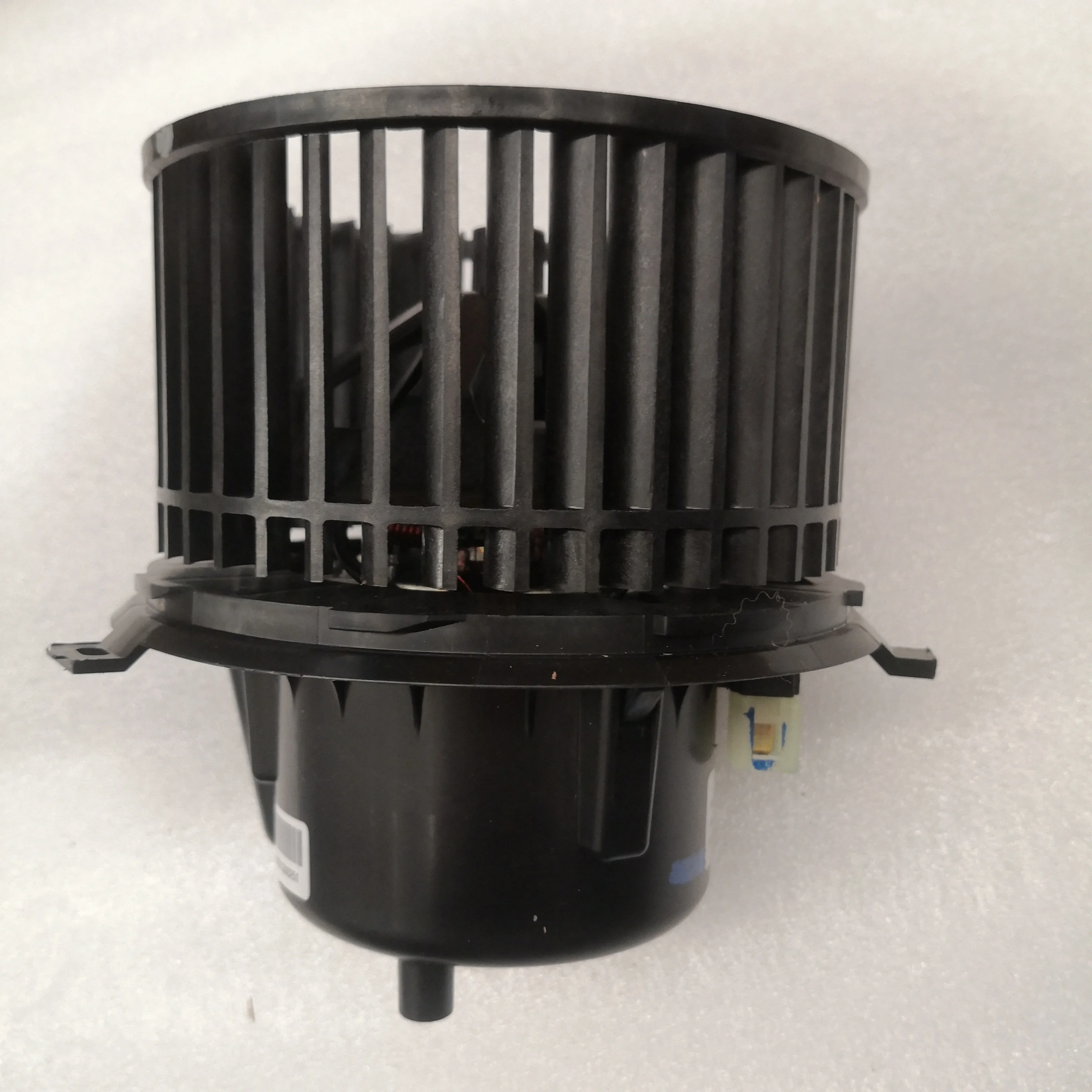 JAC Genuine Parts - High Quality Fan Motor Assembly