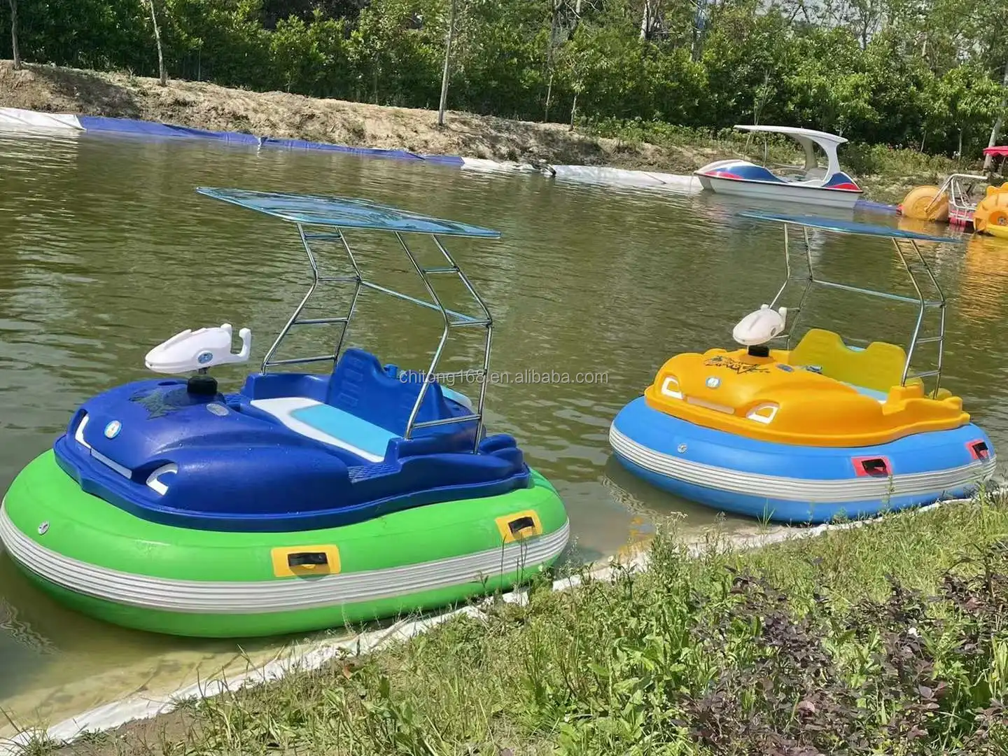 Motorized Adult and Kid Inflatable Electric Water Bumper Boat| Alibaba.com