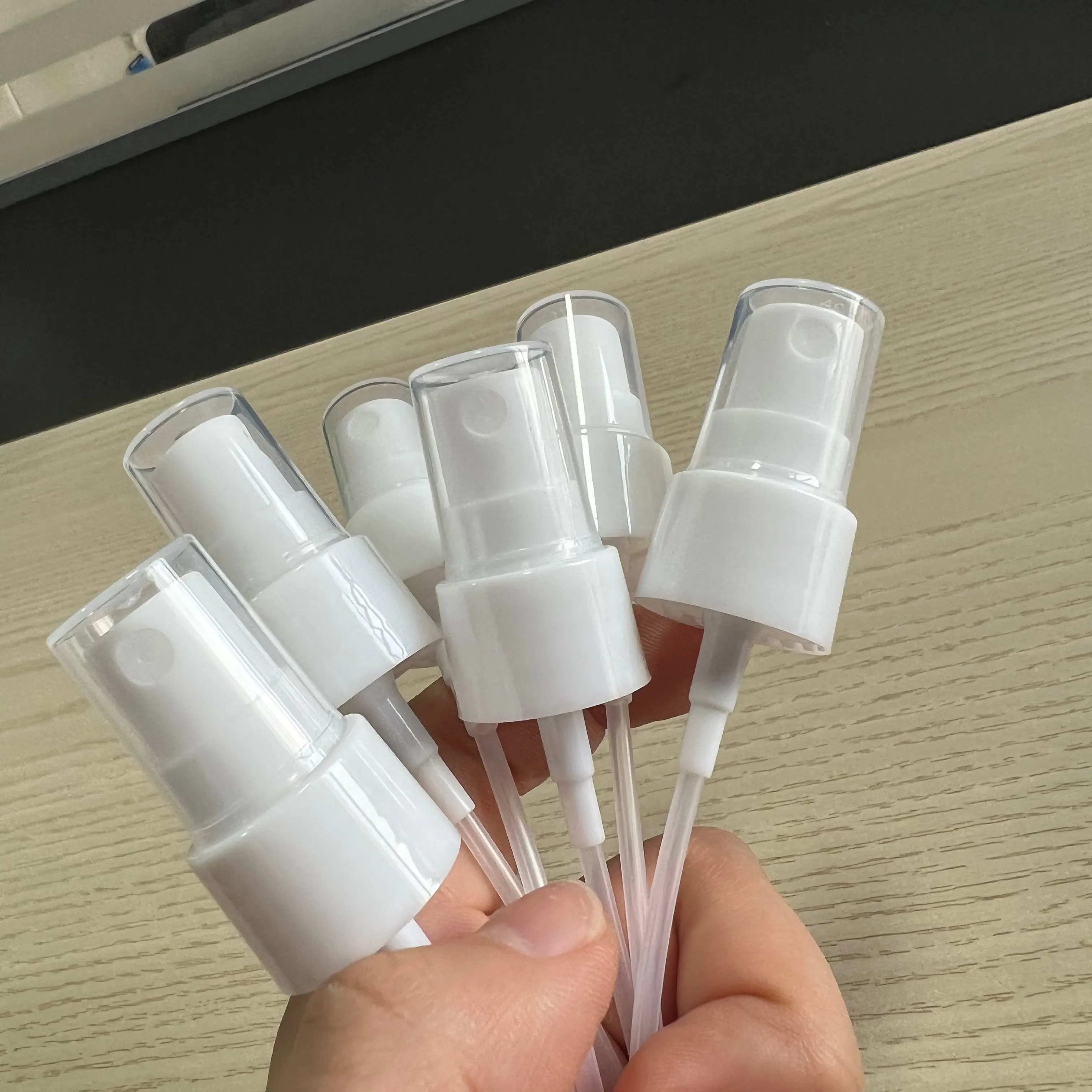 20/410 Cosmetic Crimp Pump Sprayer Fine Mist Sprayers Pump with Collar ...