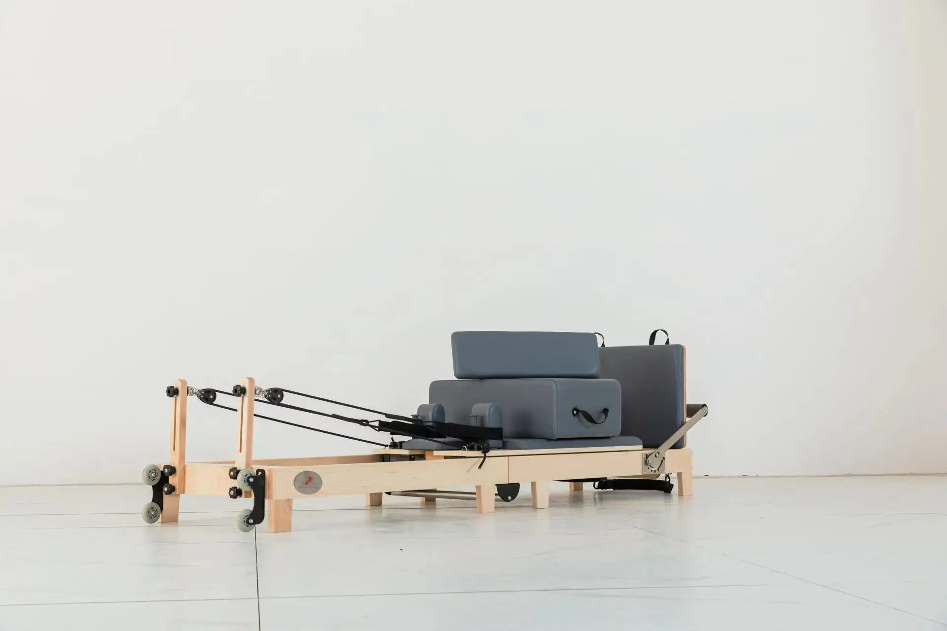 Foldable Pilates Reformer - Versatile & Space-saving