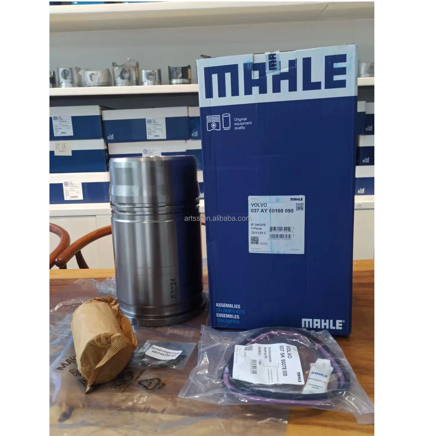 Genuine MAHLE D16 Liner Kit for Volvo Diesel Engines