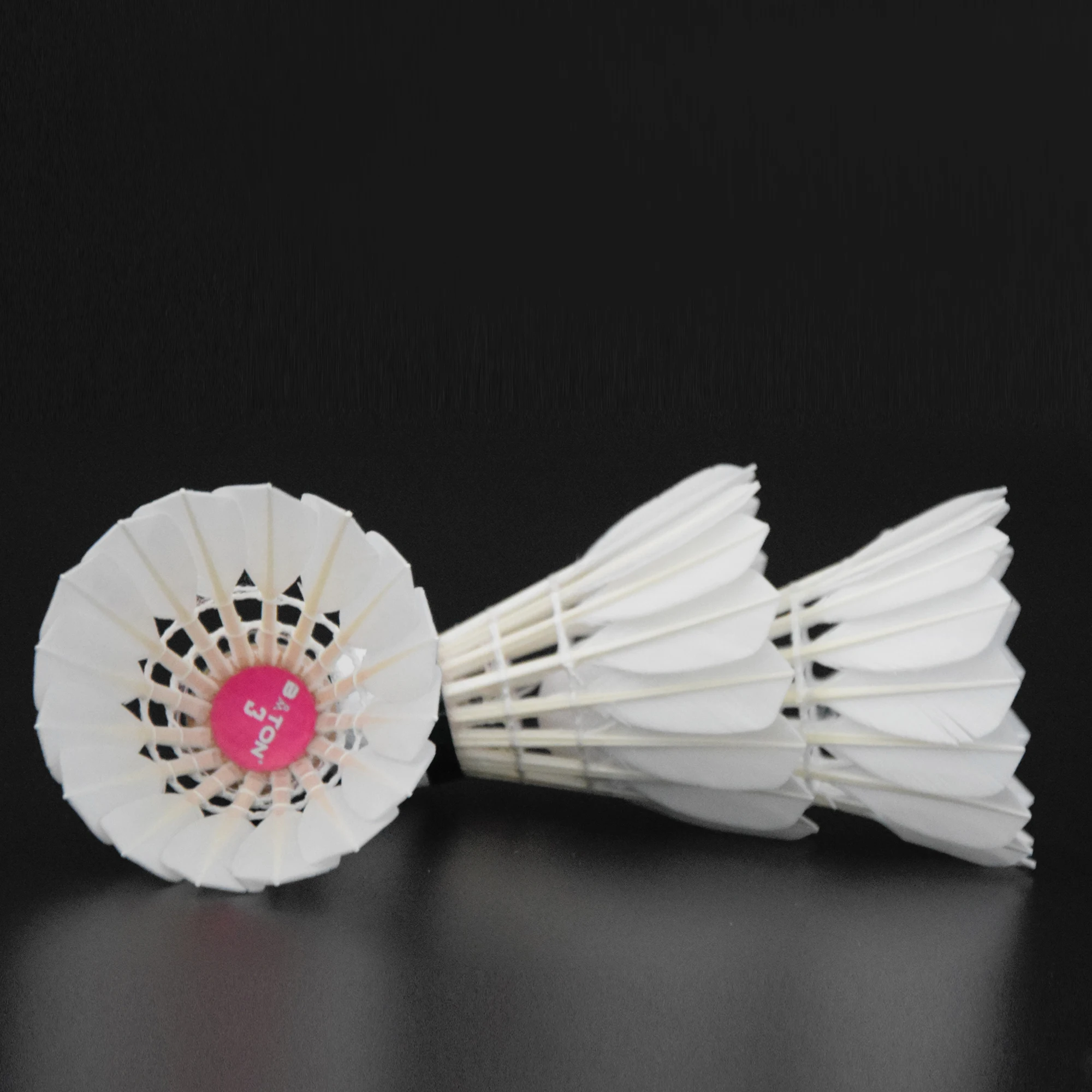 Wholesale Price Rsl Official Shuttlecock - Buy Rsl Official Shuttlecock ...