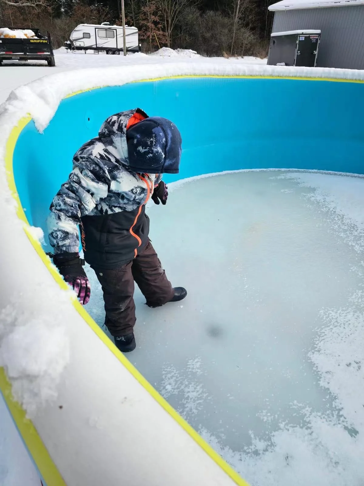 IPOOLGO Inflatable Pools - Customizable for Any Space