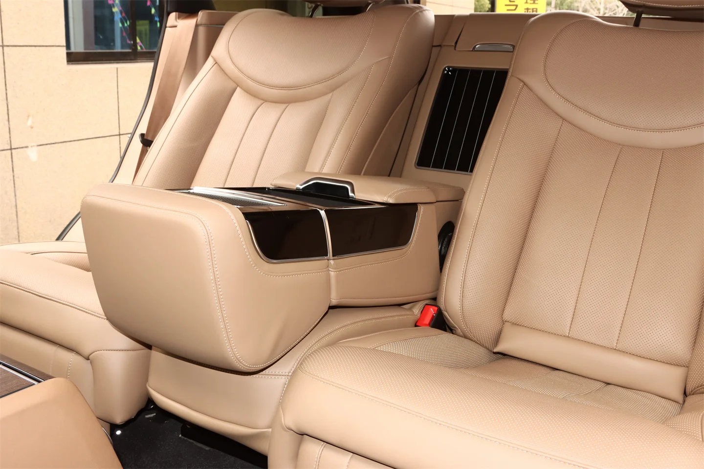 2023 Luxury Rear Entertainment Screen For Range Rover Interior Upgrade ...