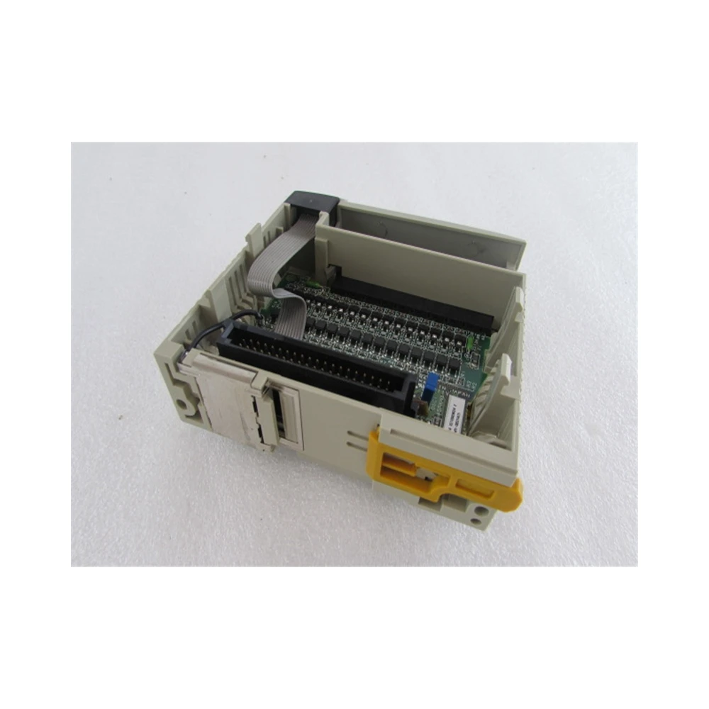 Original Plc Programming Controller Display Cpm2c-s110c-drt - Buy Plc Programming Controller ...