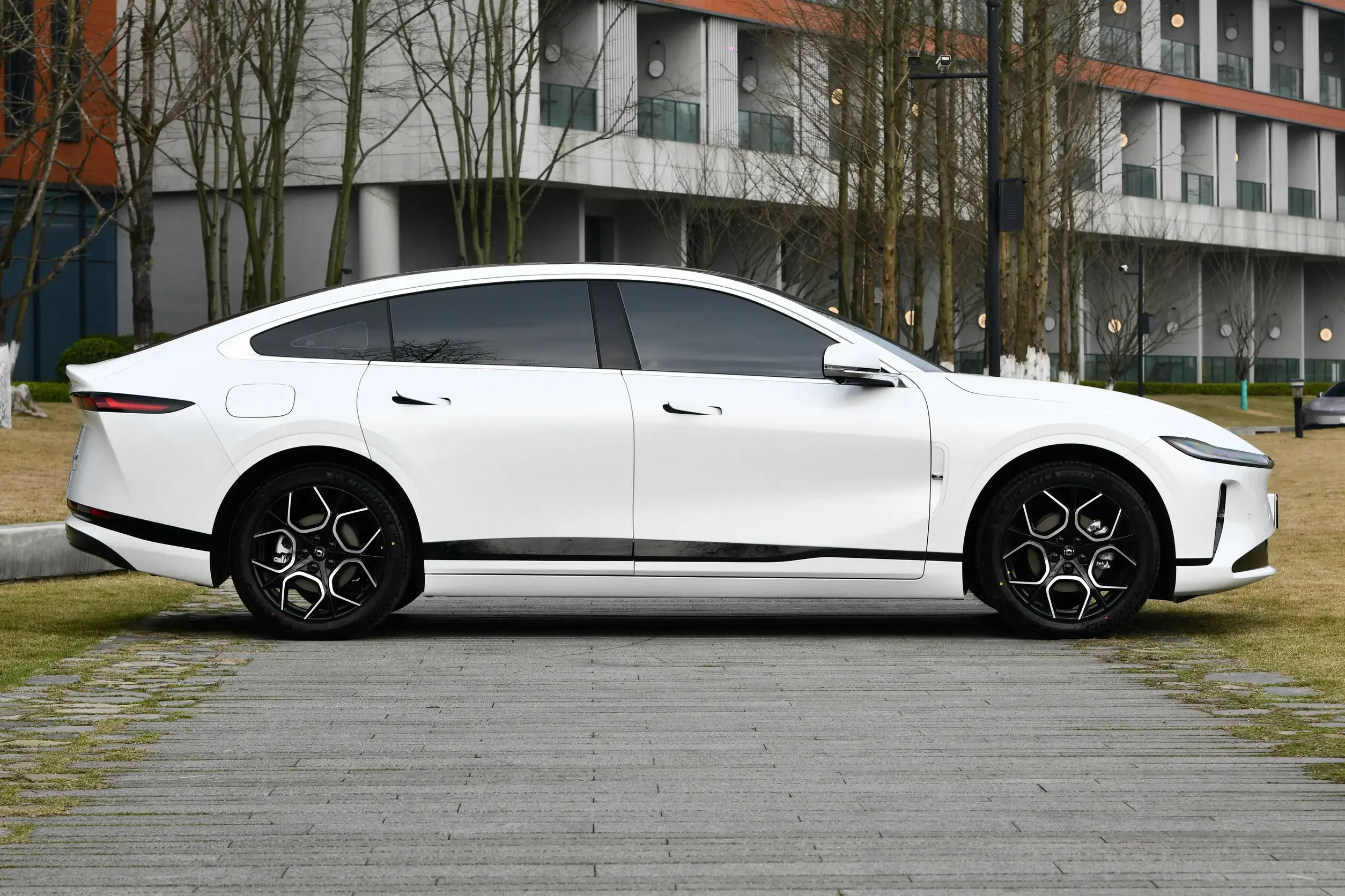 Changan Qiyuan A07 Ev 1.5l 110hp Electric New Energy Vehicle China ...