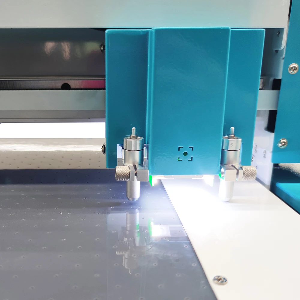 Teneth FC3550 Flatbed Die Cutting Machine - Precision & Efficiency