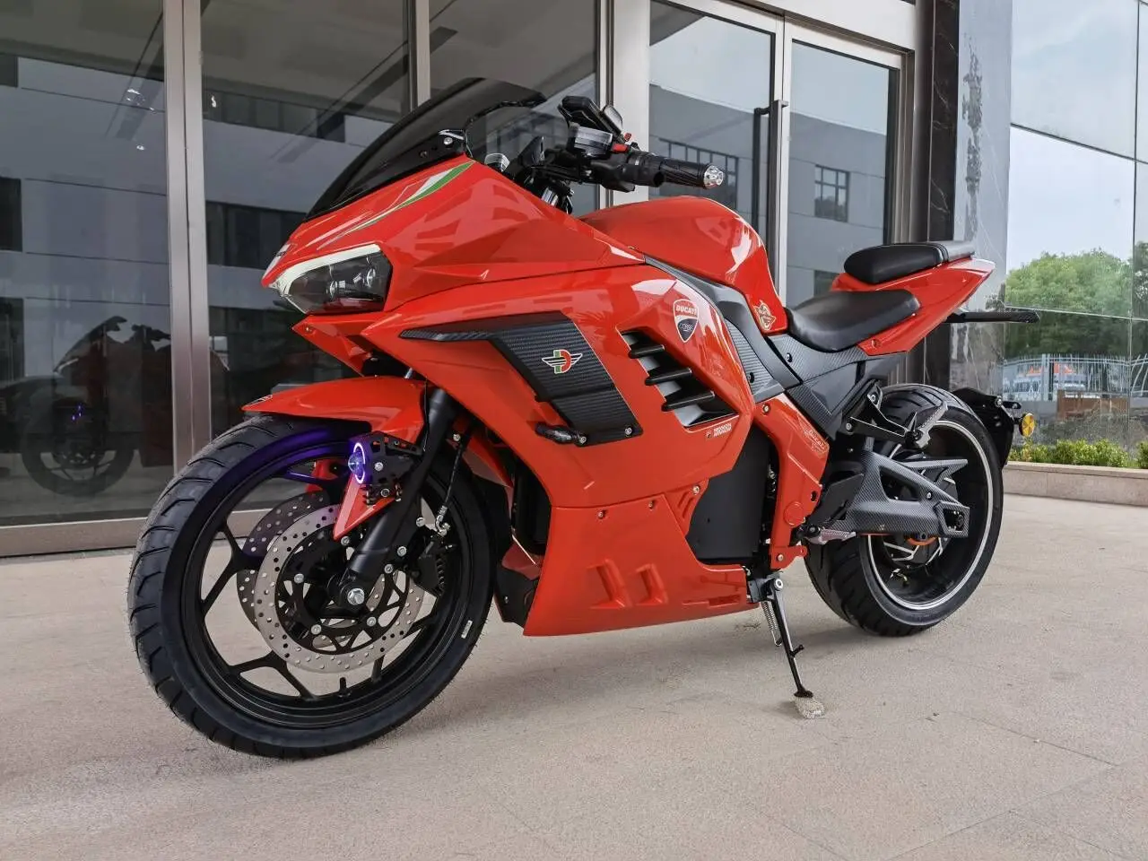 10000w Max Speed 150km/h Electric Motorcycle with Lithium Battery Scooter