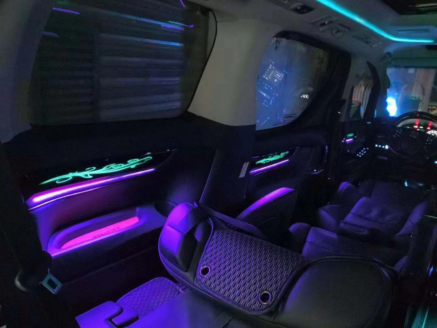 Toyotao ALPHARD VELLFIRE Lexus LM300 - 64 Color Flow Interior LED ...